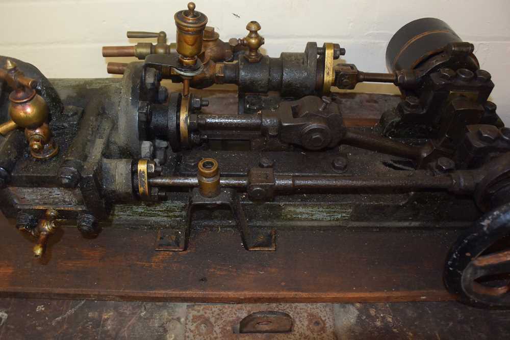 Lot 172 - Small Steam Engine