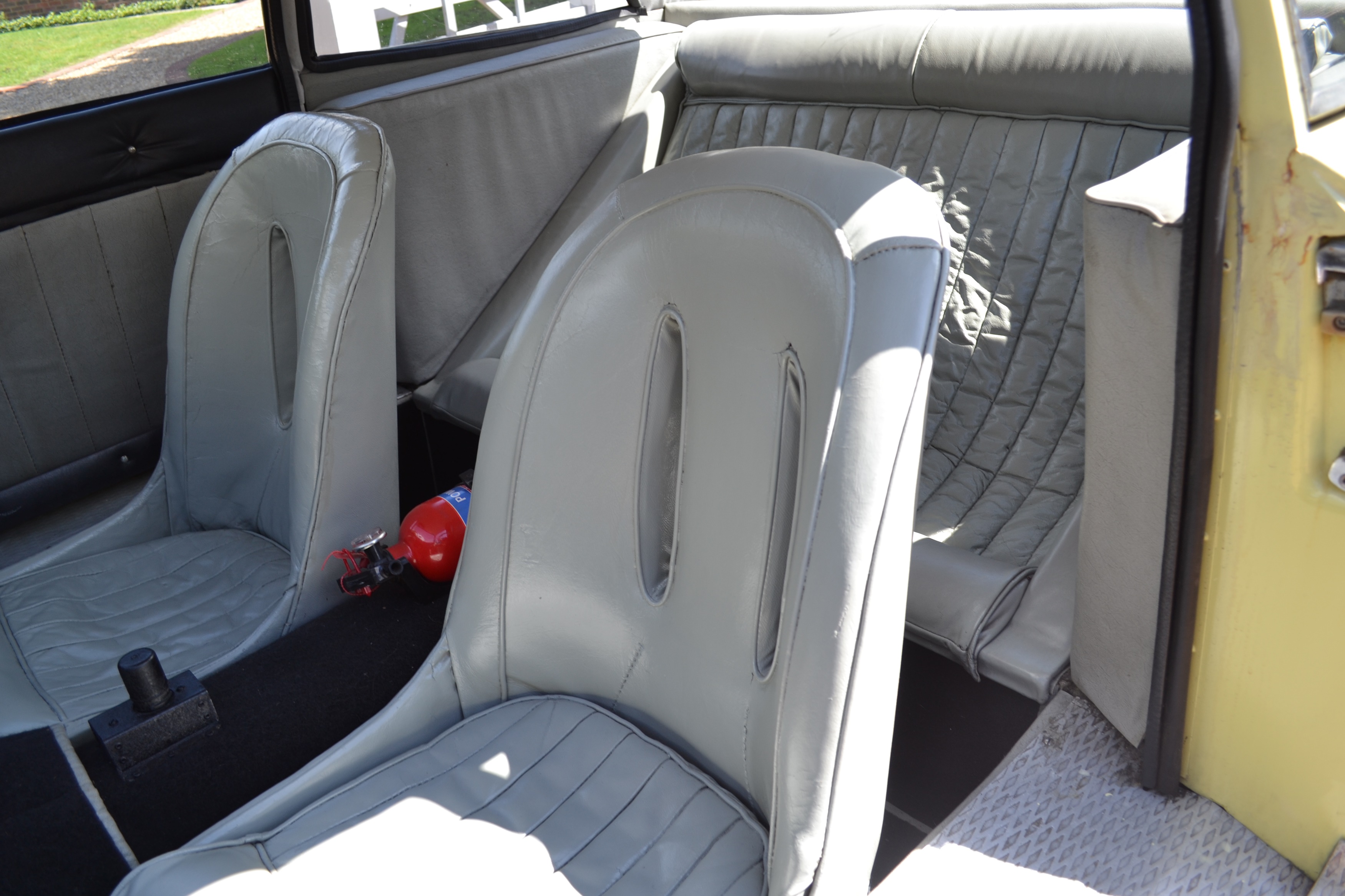 Lot 22 - 1959 Peerless GT II