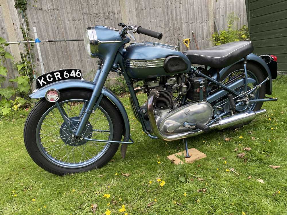 Lot 76 - 1952 Triumph Thunderbird