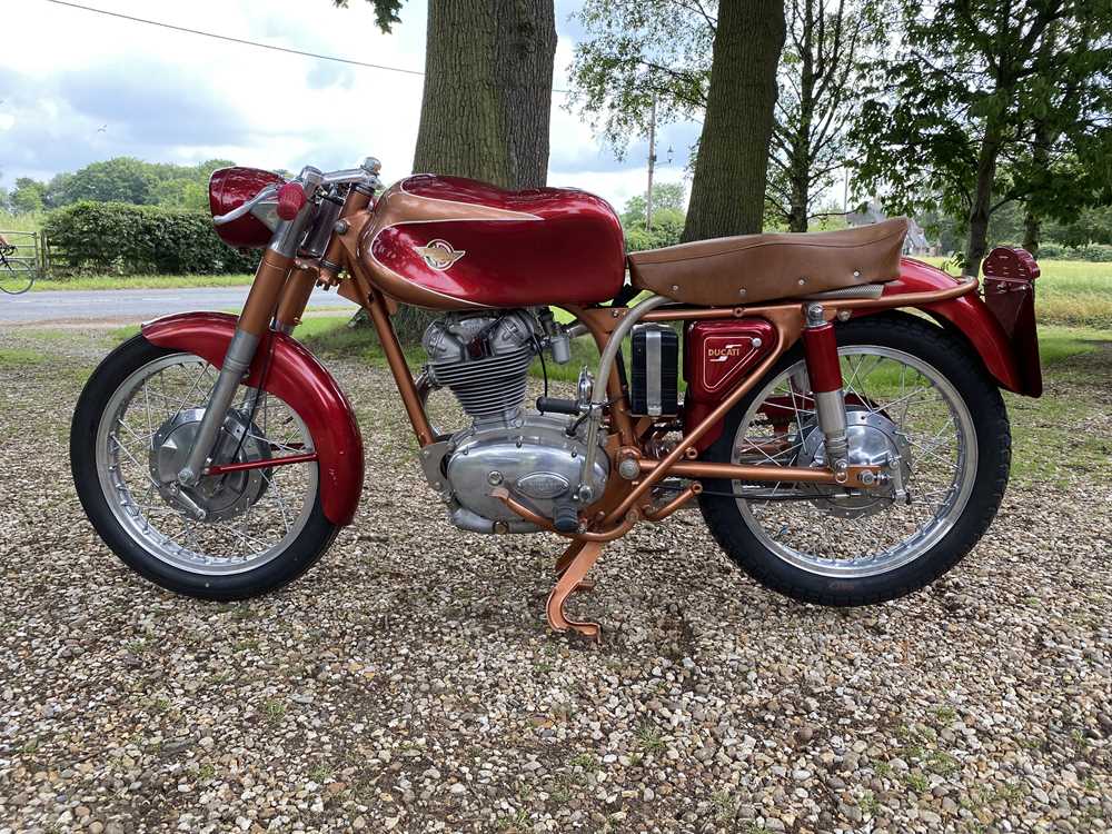 Lot 206 - 1965 Ducati Elite 200