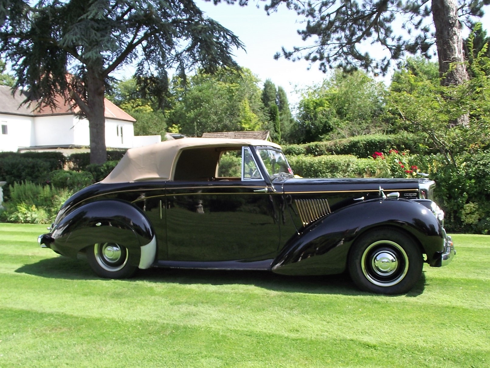Lot 62 - 1954 Alvis TC21/100 Drophead Coupe