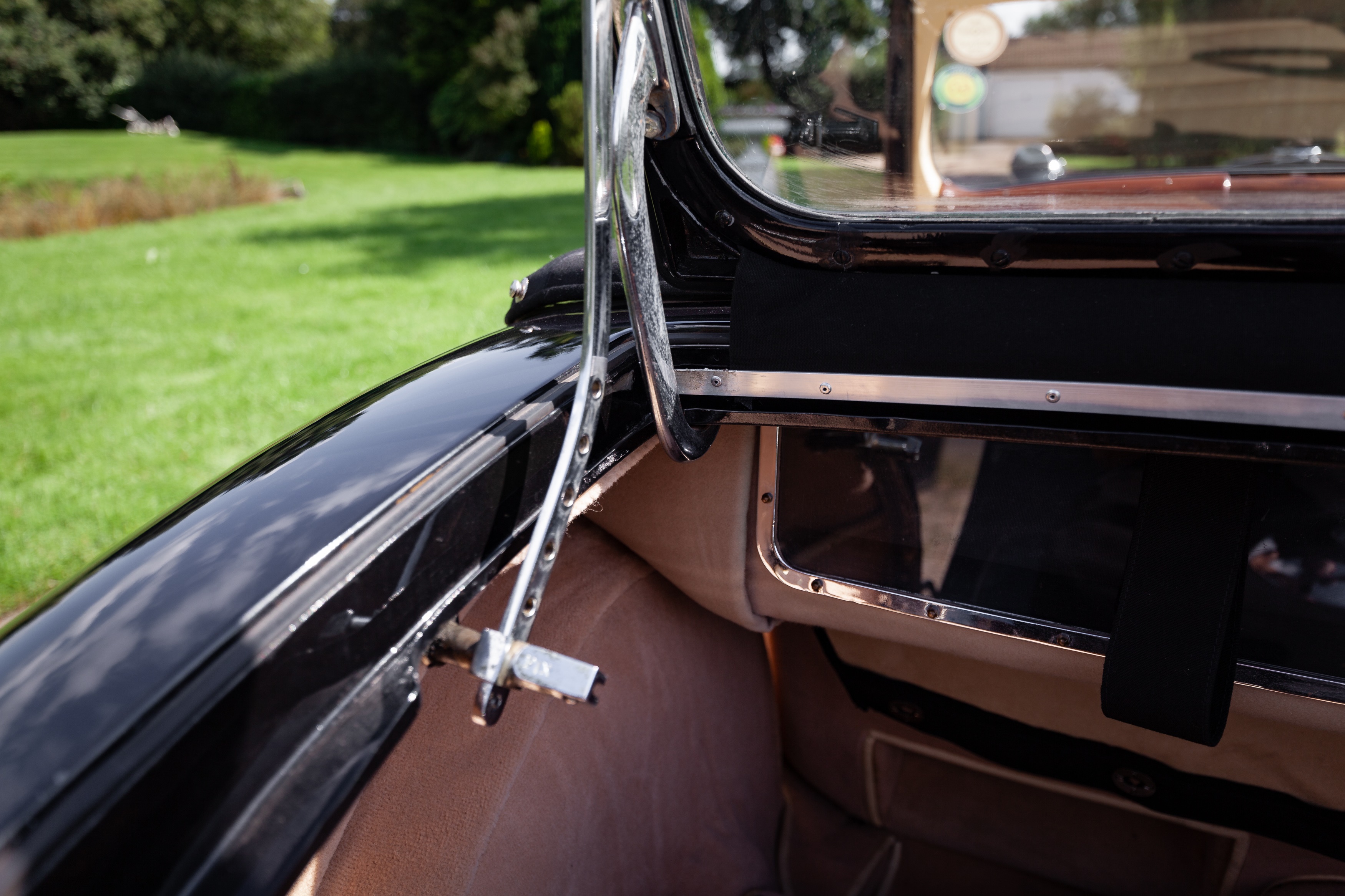 Lot 6 - 1948 Triumph 2000 Roadster