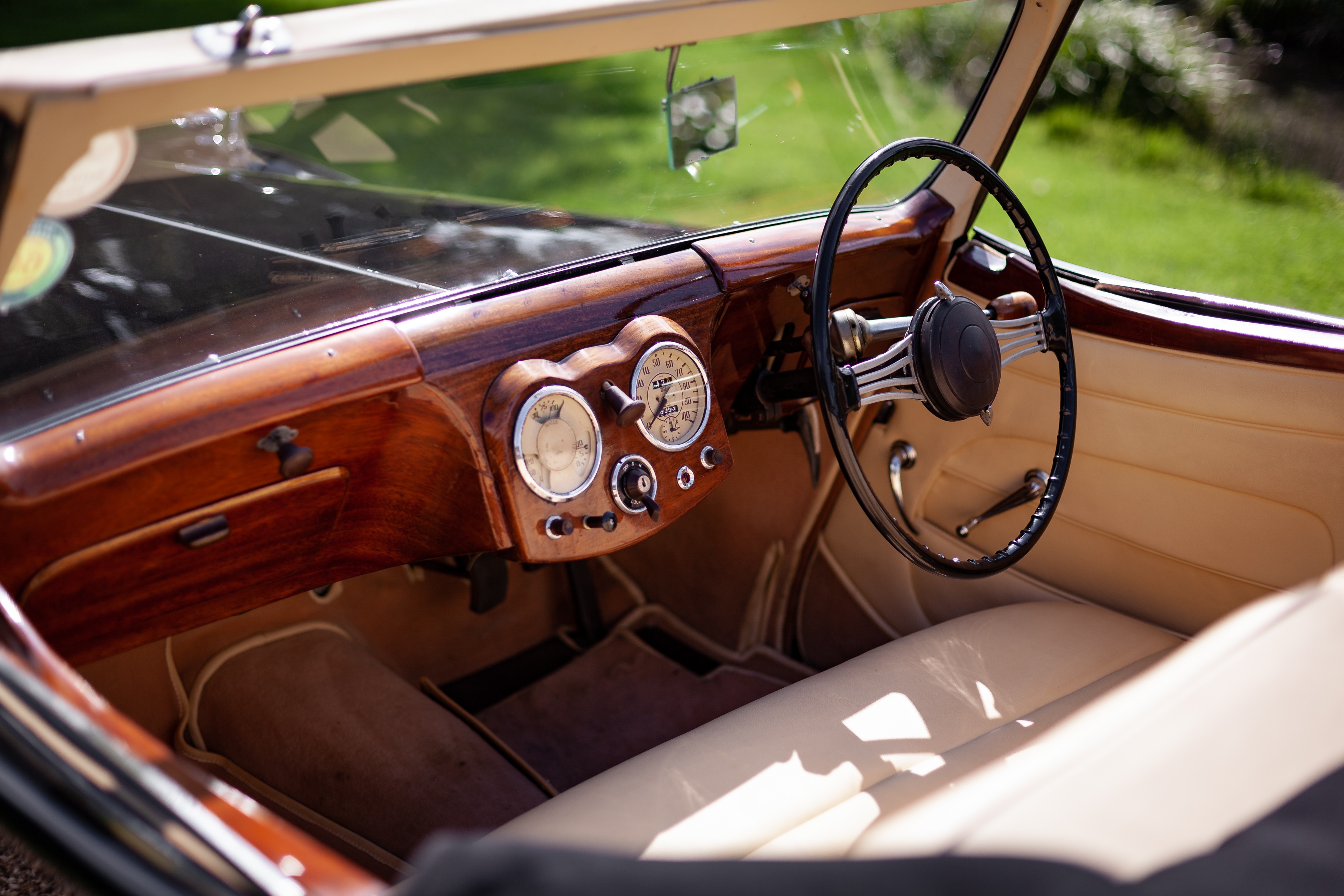 Lot 6 - 1948 Triumph 2000 Roadster
