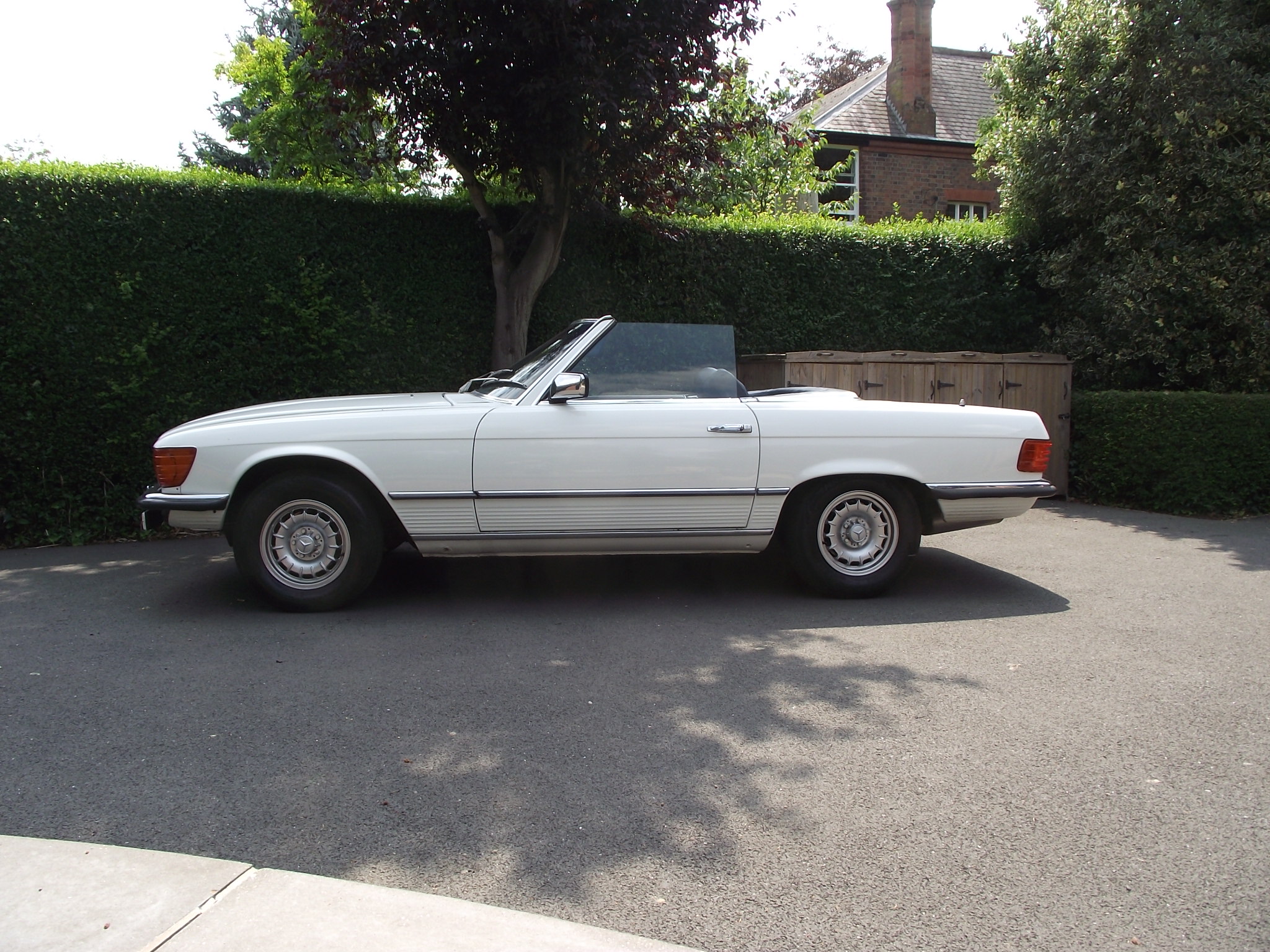 Lot 46 - 1976 Mercedes-Benz 350 SL