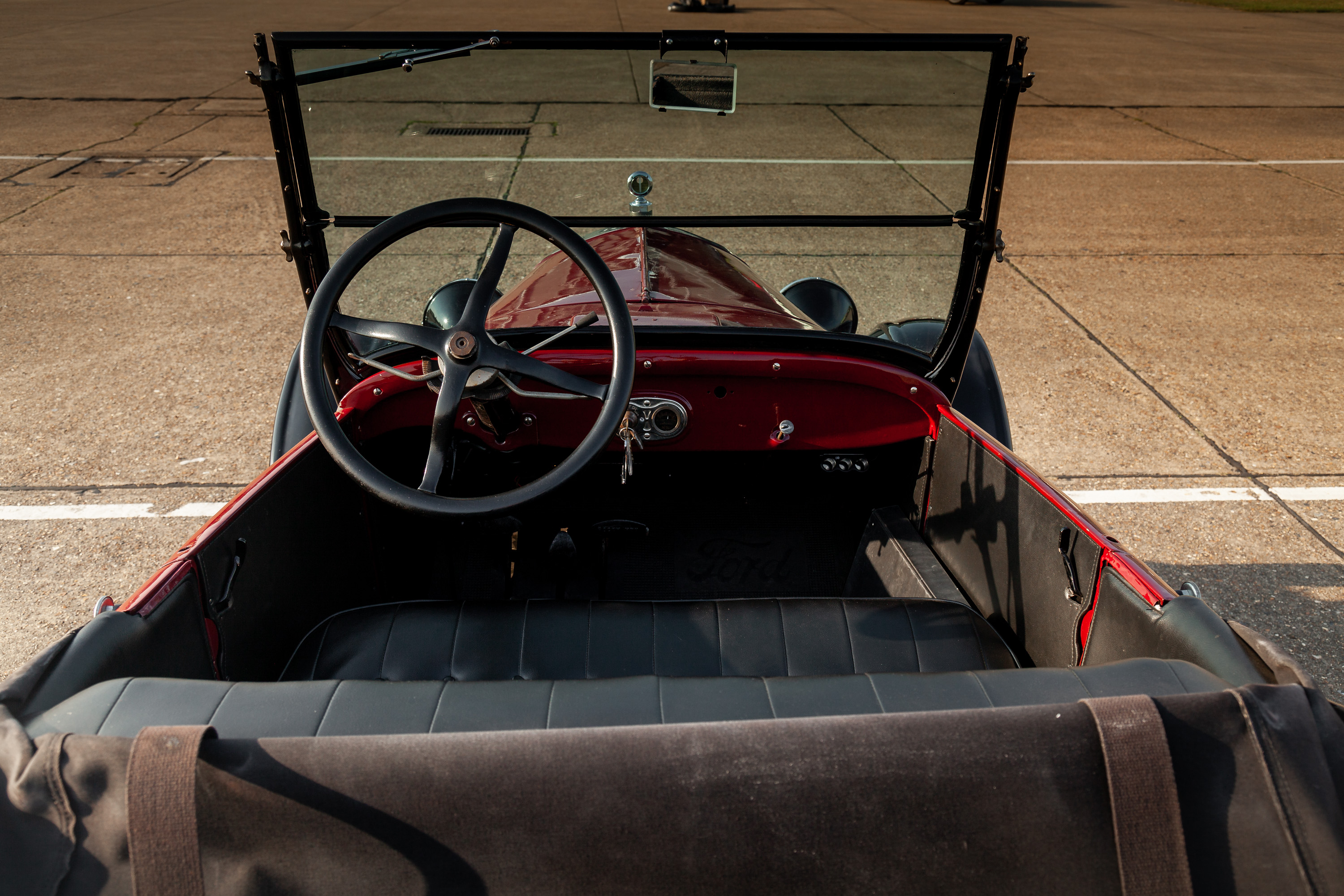 Lot 81 - 1927 Ford Model T 'Runabout'