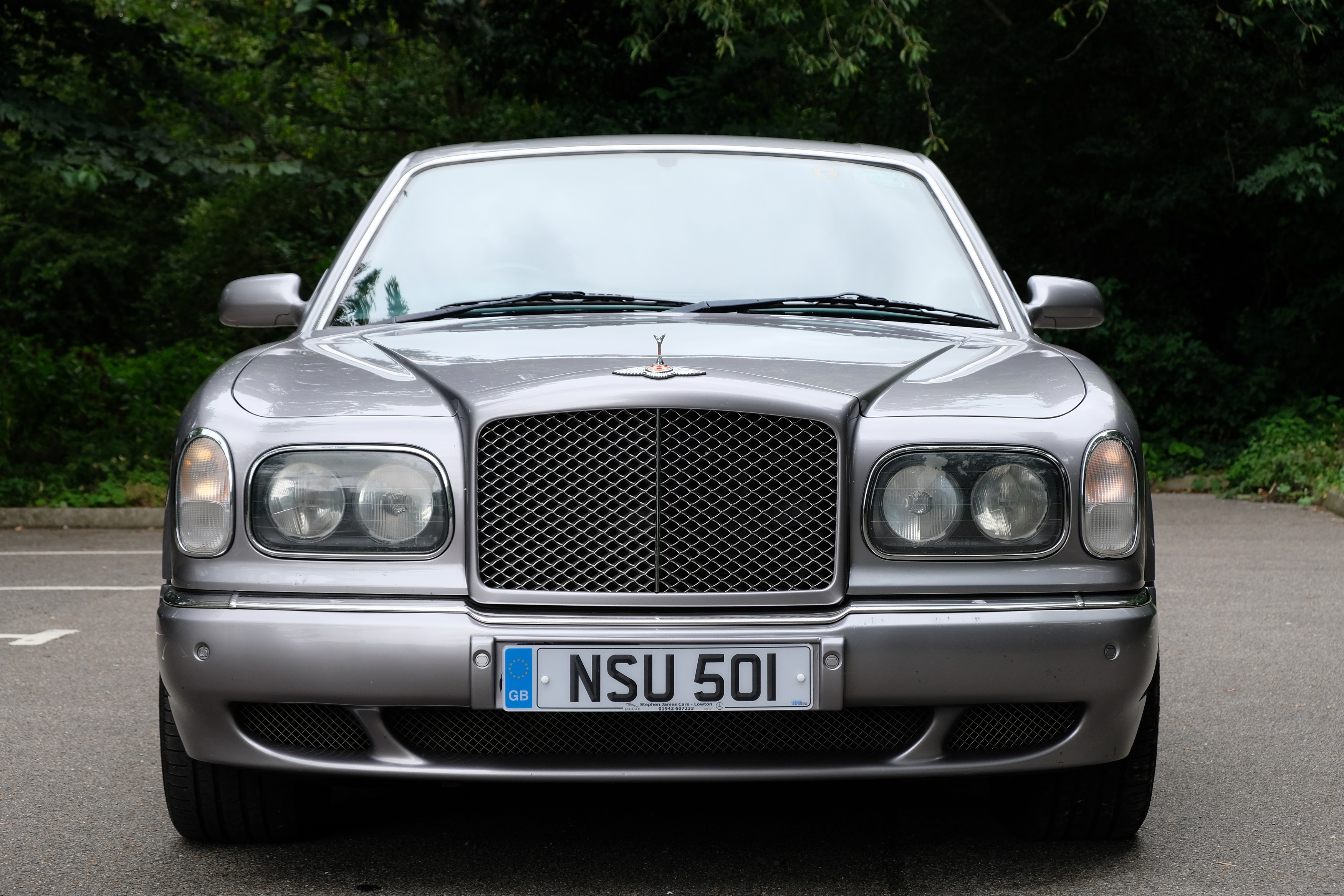 Lot 122 - 1999 Bentley Arnage Red Label