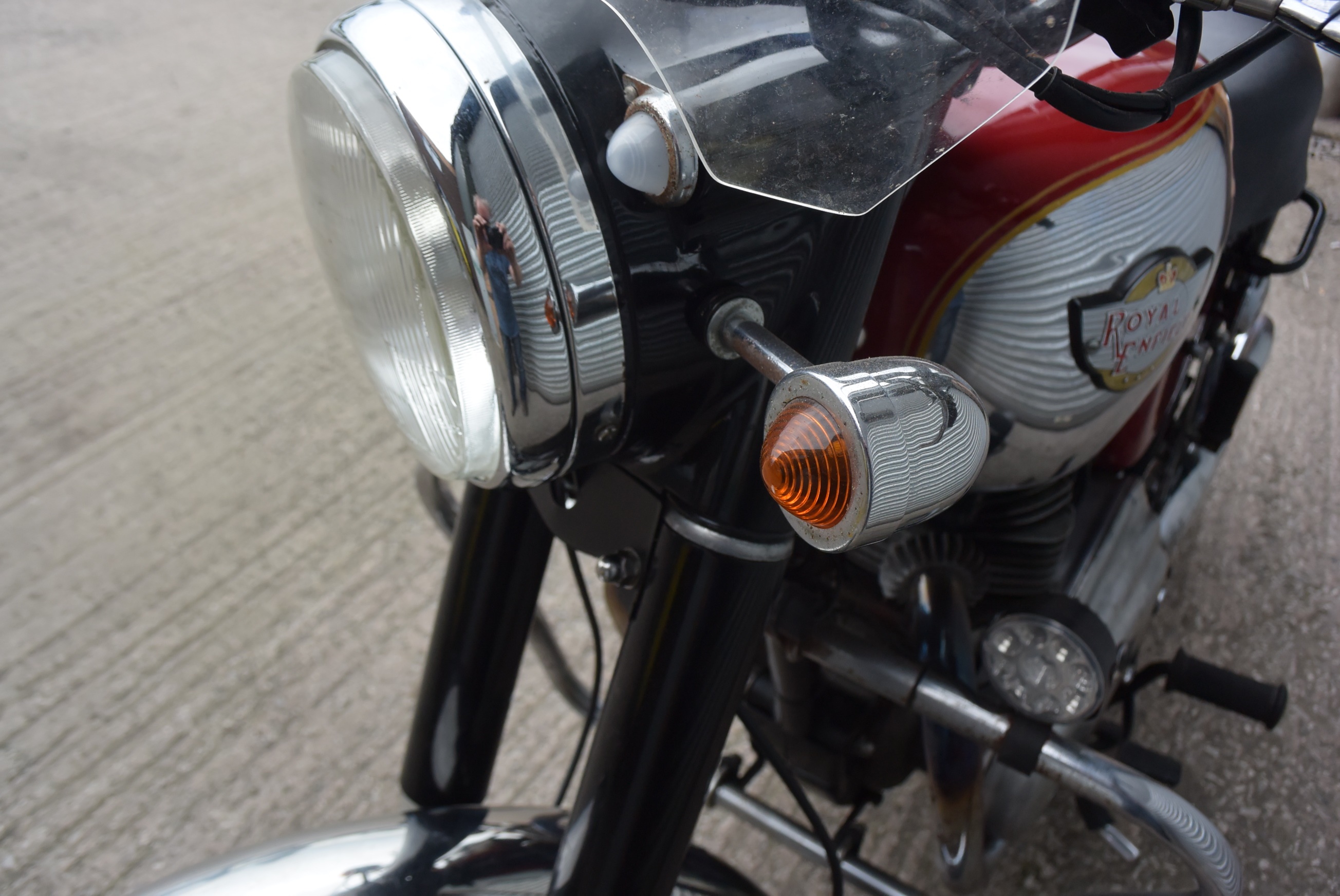 Lot 49 - 1960 Royal Enfield Constellation
