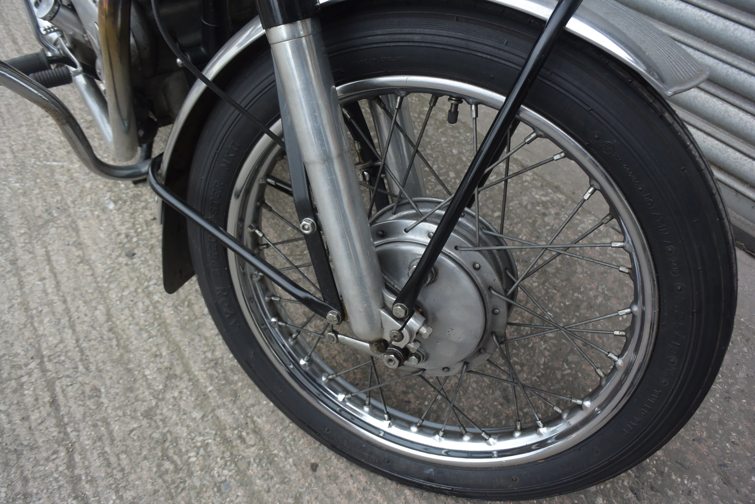 Lot 49 - 1960 Royal Enfield Constellation