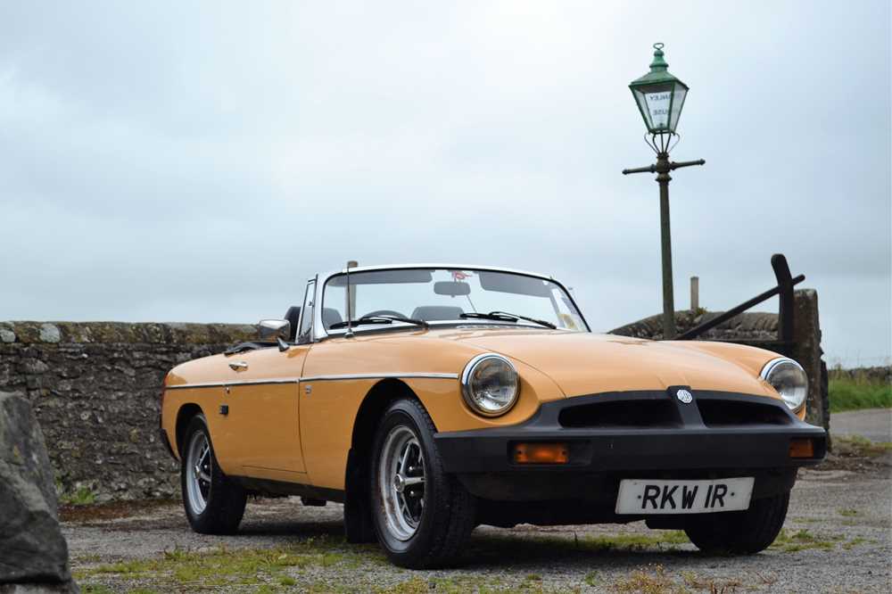 Lot 77 - 1977 MG B Roadster