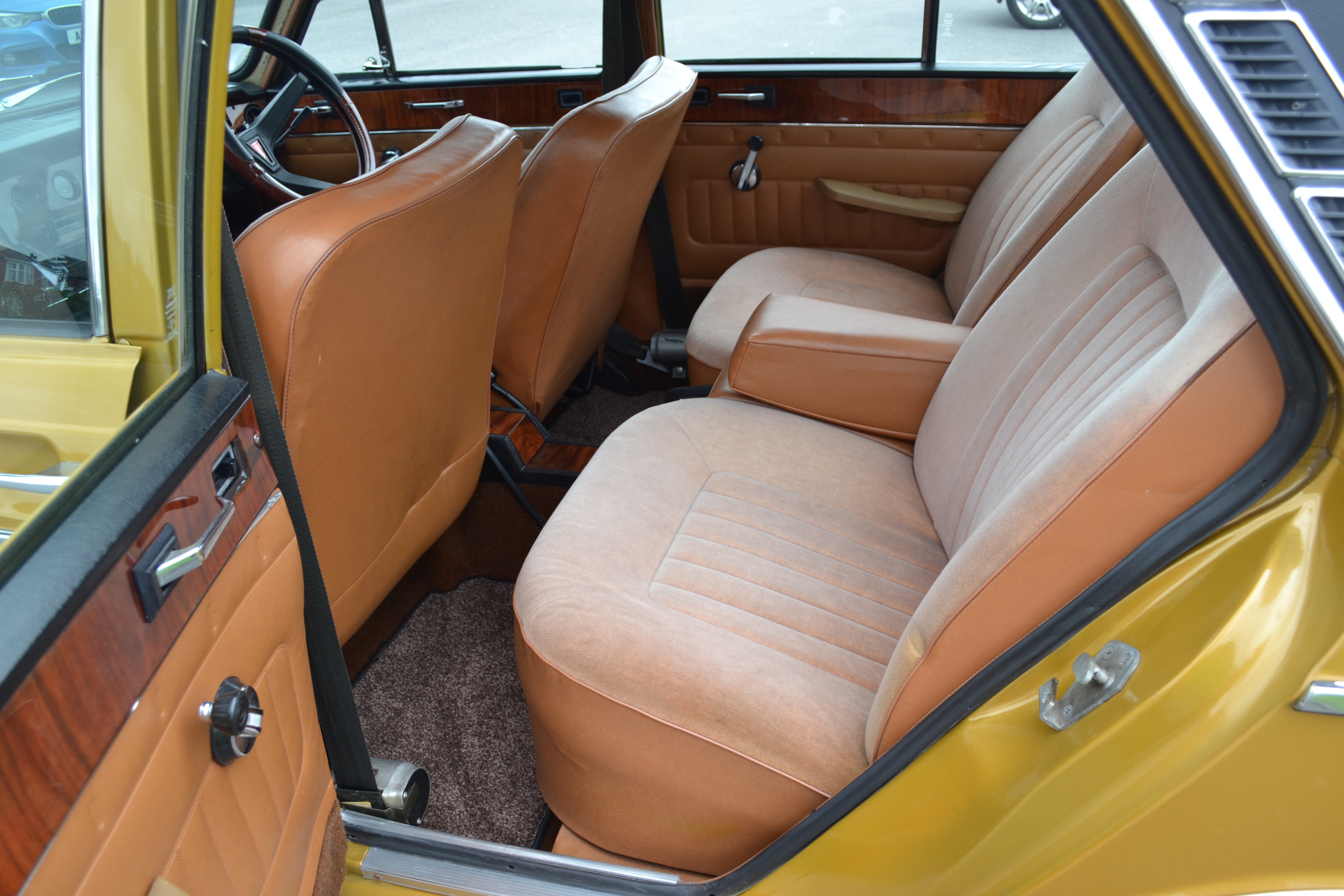 Lot 42 - 1976 Humber Sceptre