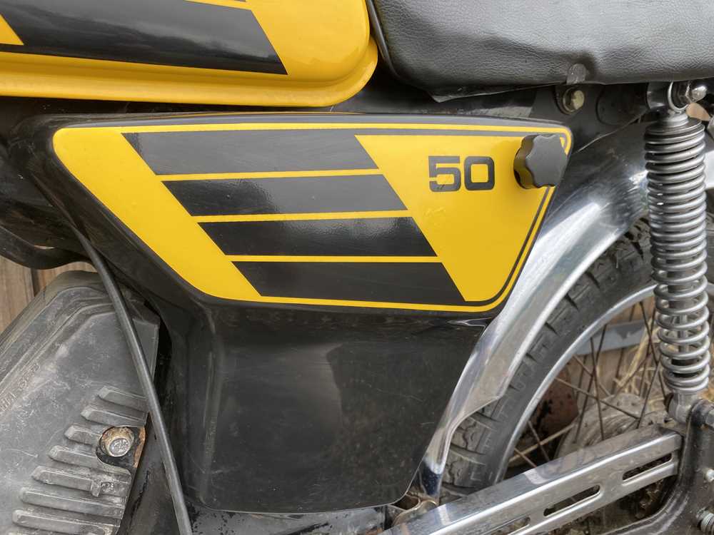 Lot 23 - 1989 Yamaha FS1E