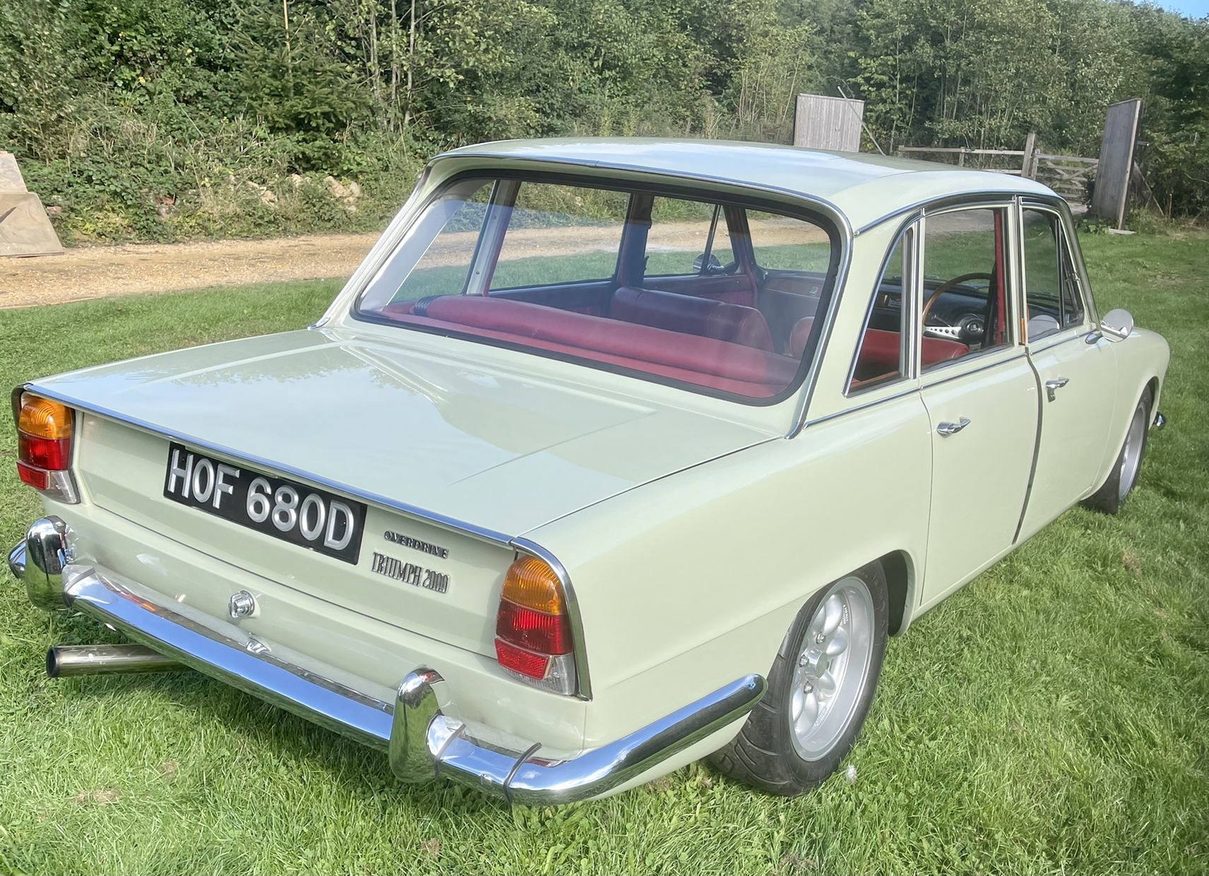 Lot 72 - 1966 Triumph 2000 Saloon