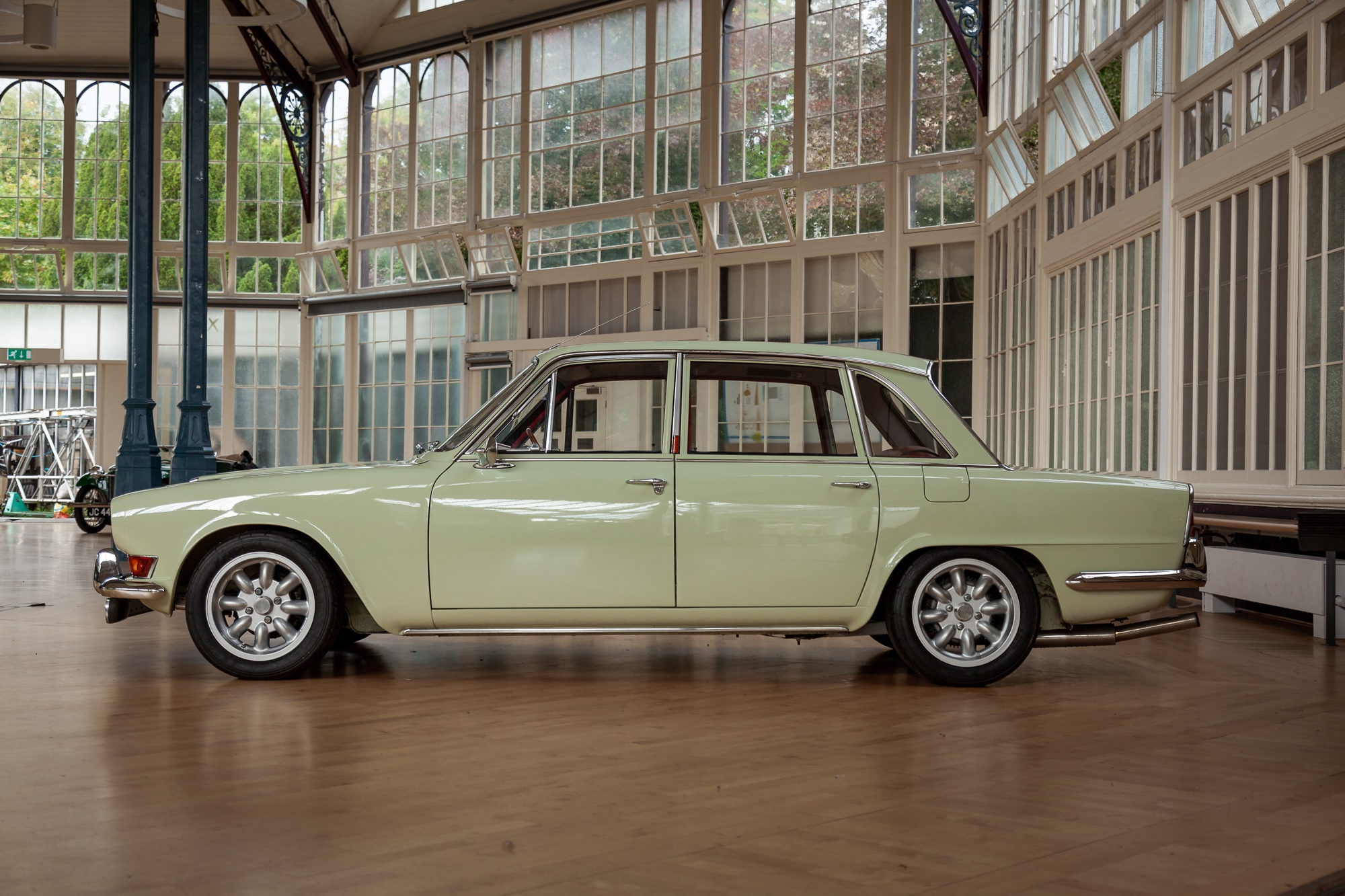Lot 72 - 1966 Triumph 2000 Saloon