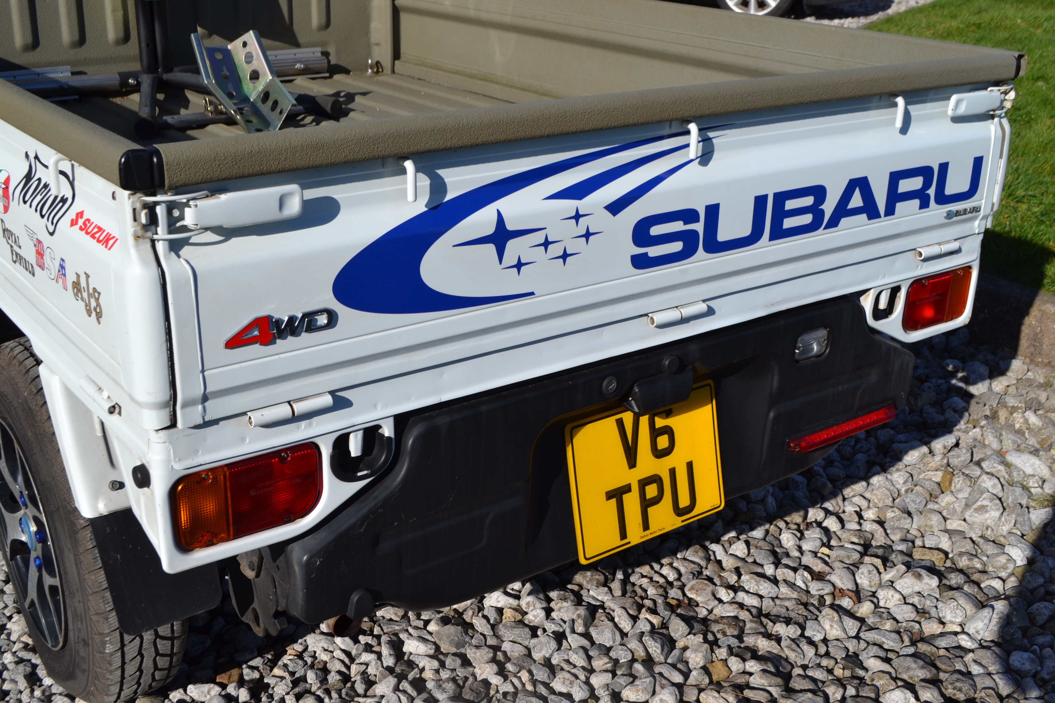 Lot 56 - 2003 Subaru Sambar Pick-Up