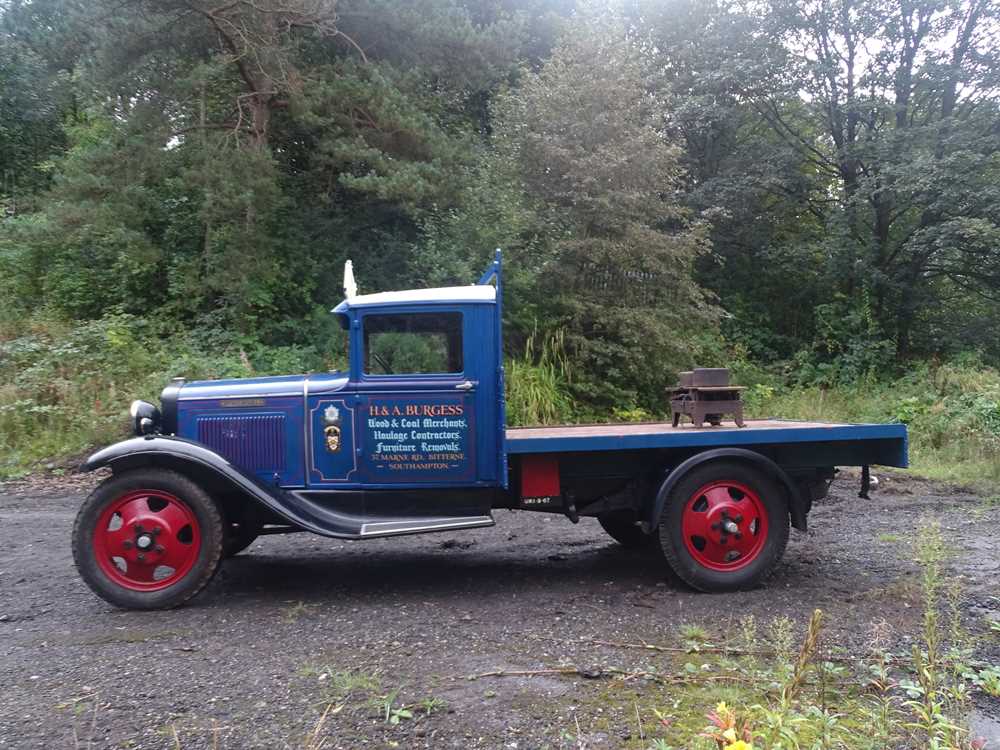 Lot 12 - 1932 Ford AA Truck