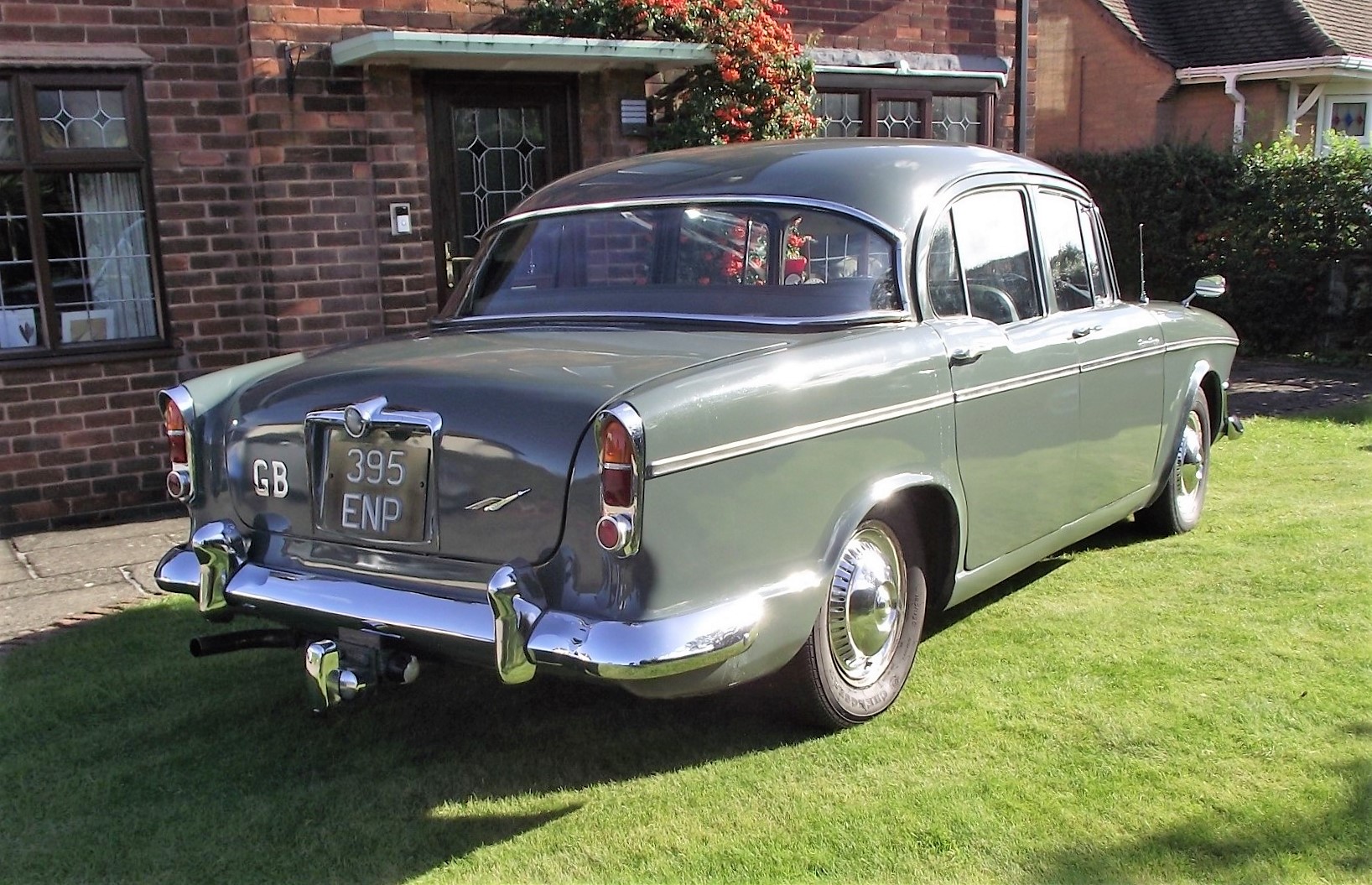 Lot 33 - 1962 Humber Super Snipe