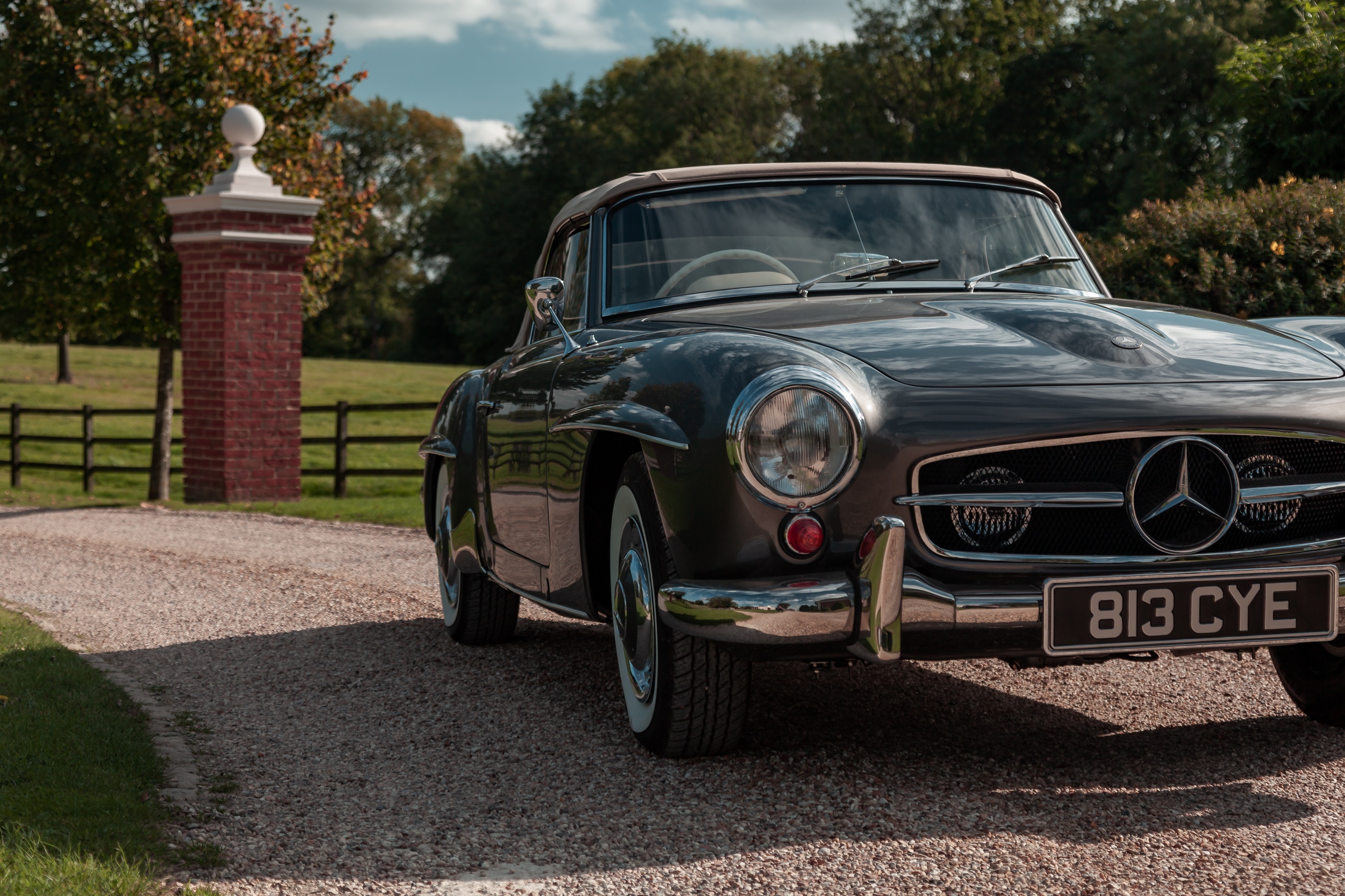 Lot 71 - 1957 Mercedes-Benz 190SL