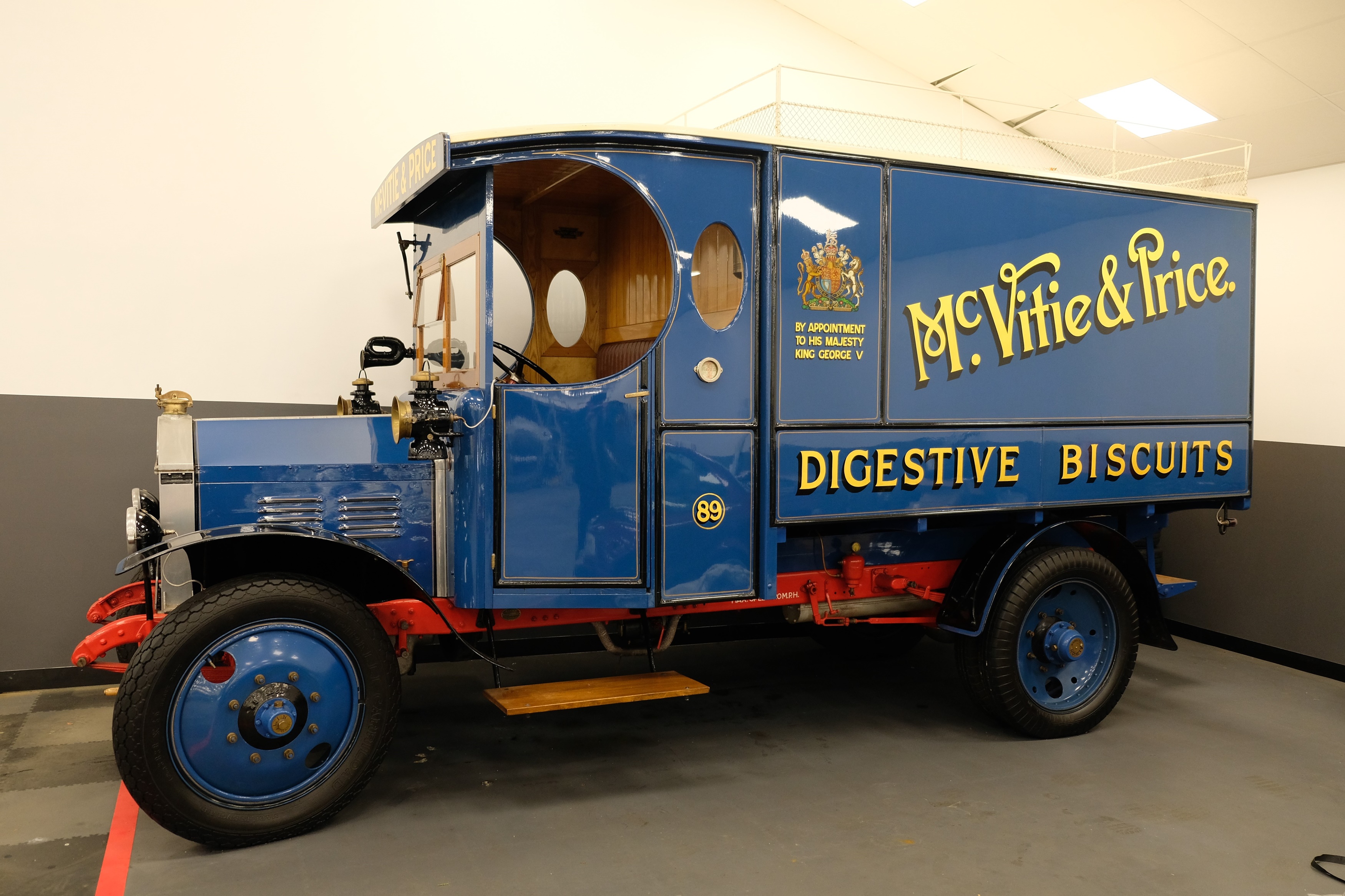 Lot 79 - 1924 Albion Type 24 30CWT Delivery Van