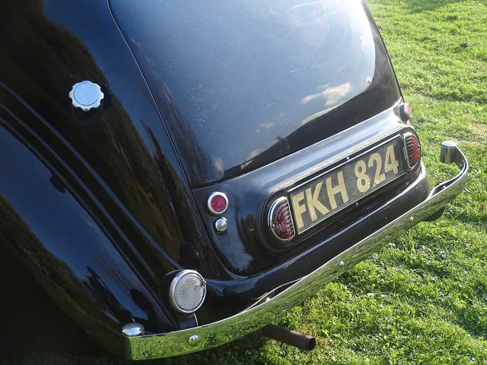 Lot 1 - 1939 Standard Flying 12