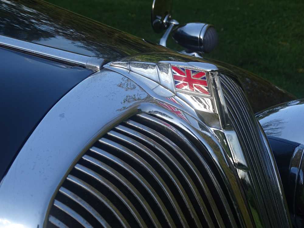 Lot 1 - 1939 Standard Flying 12
