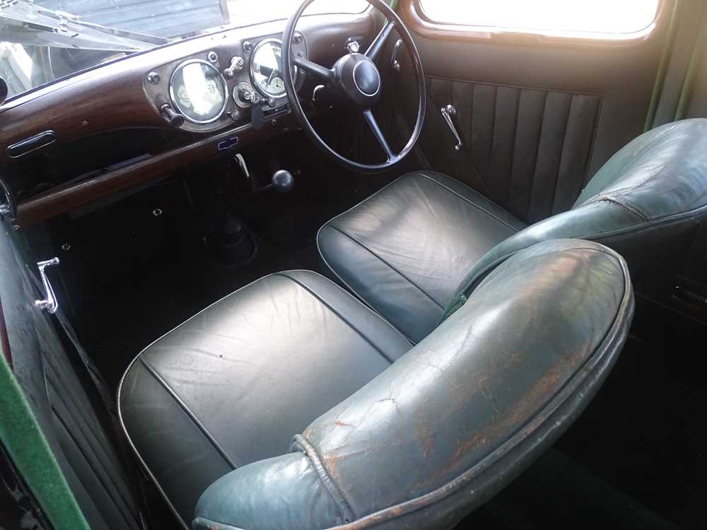 Lot 1 - 1939 Standard Flying 12