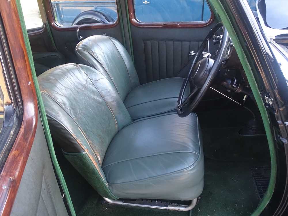 Lot 1 - 1939 Standard Flying 12