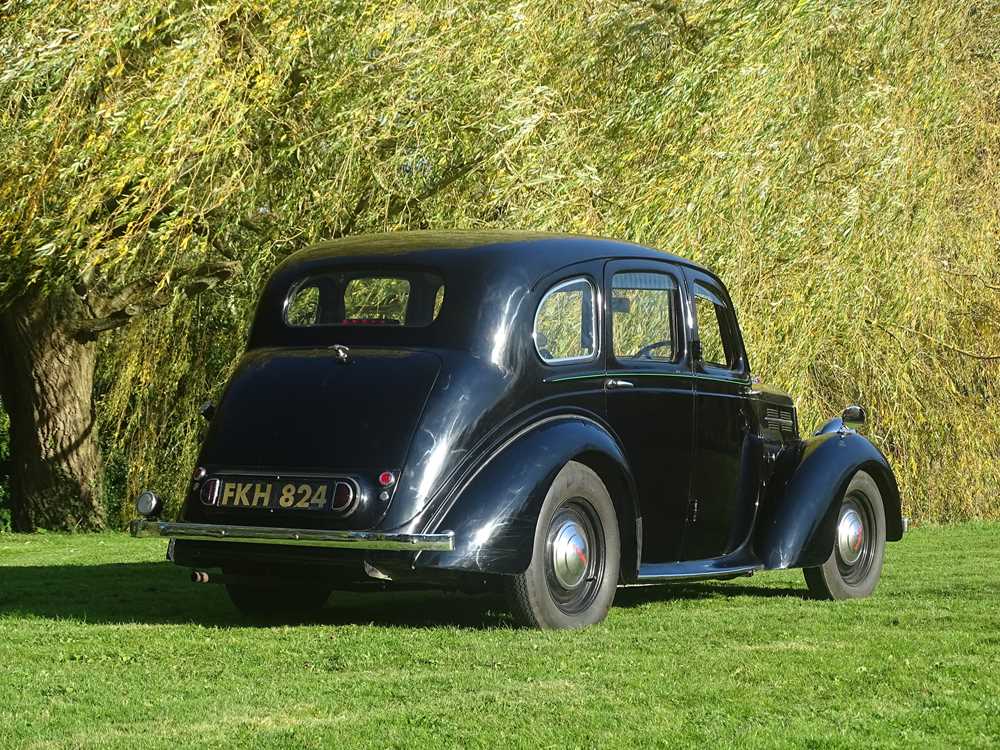 Lot 1 - 1939 Standard Flying 12