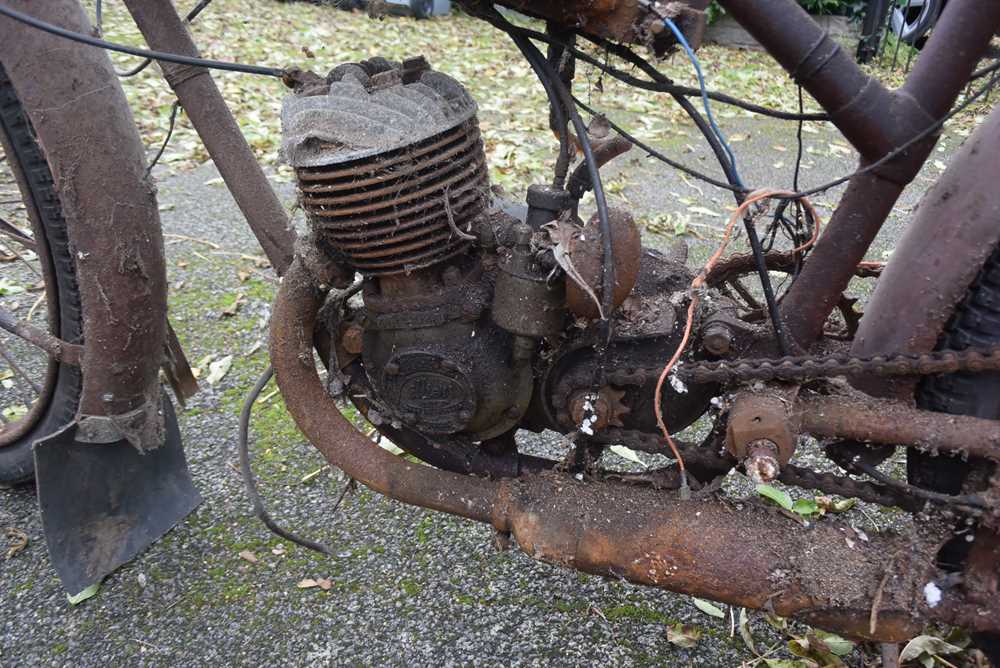 Lot 200 - c1950 James Autocycle