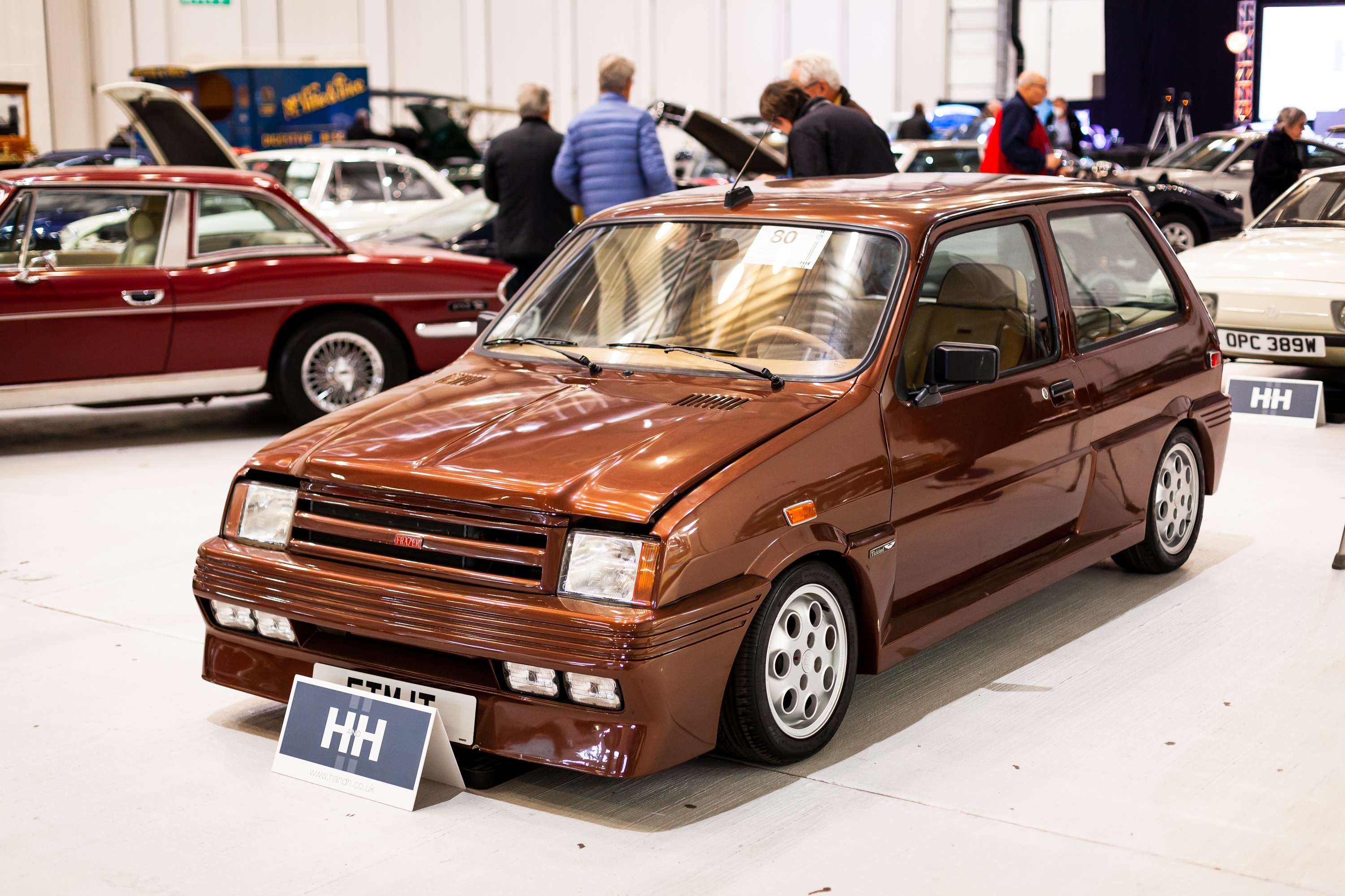 Lot 320 - 1982 Frazer-Tickford Metro
