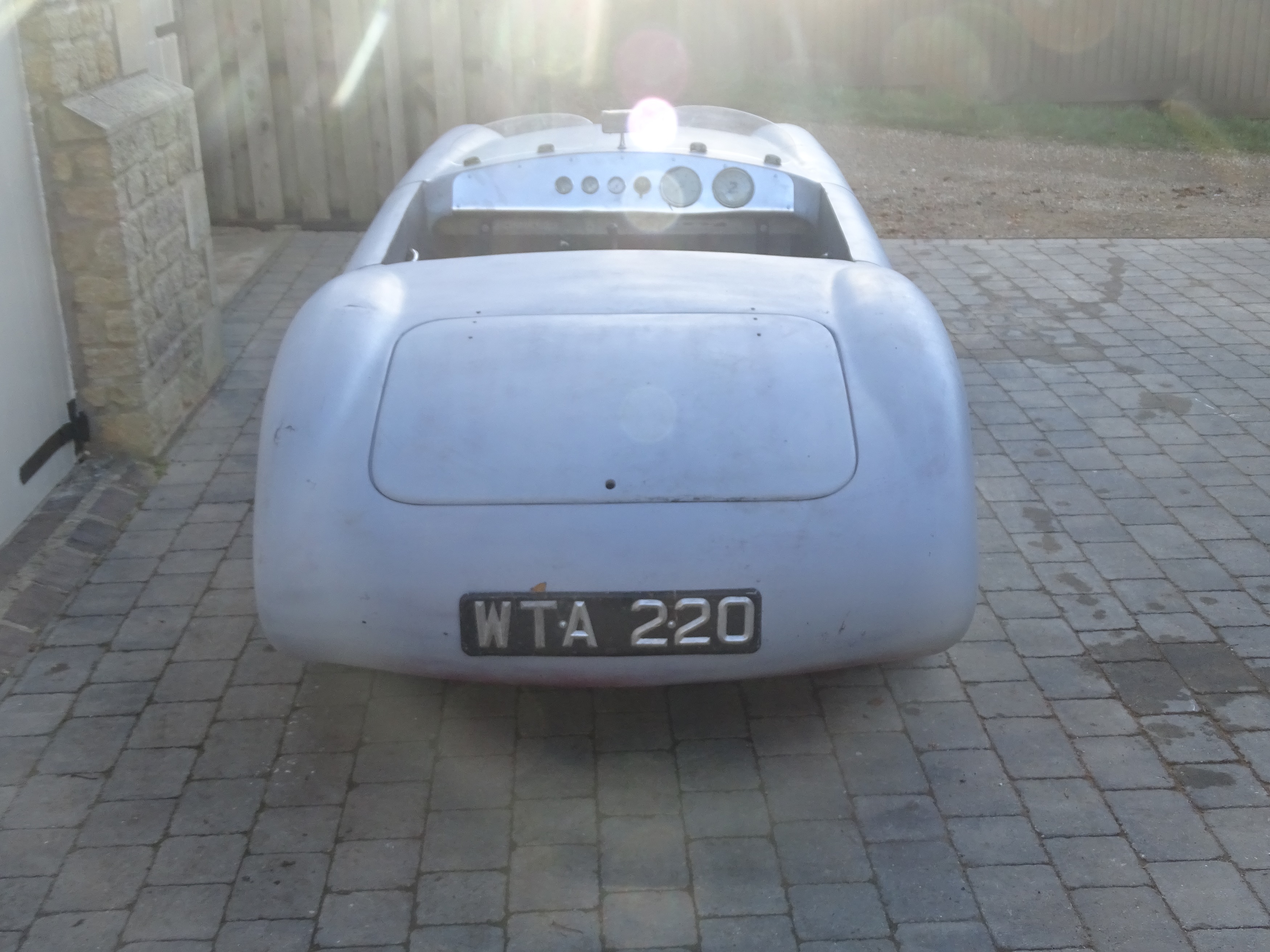 Lot 28 - c.1954 Peel P1000