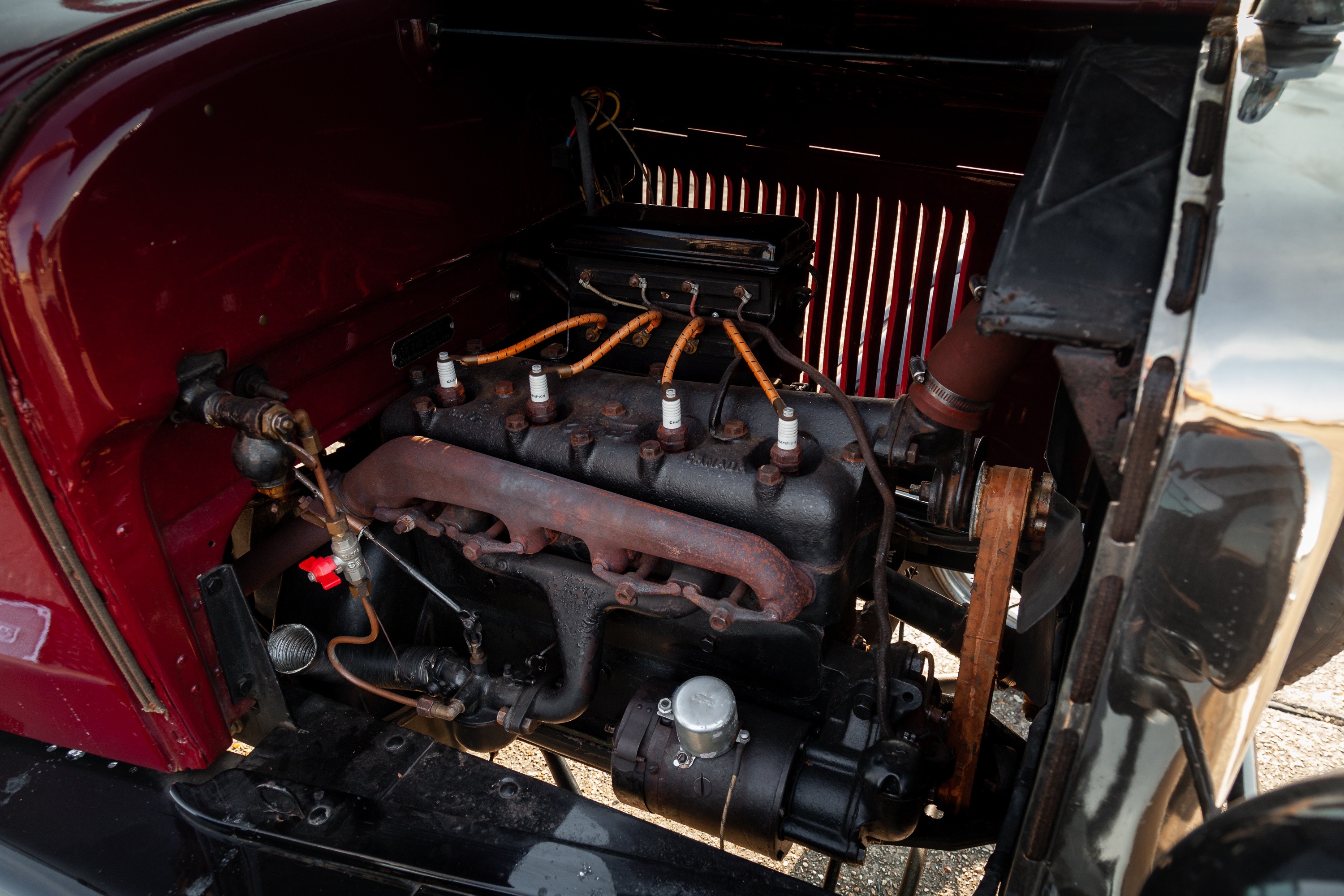 Lot 71 - 1927 Ford Model T 'Runabout'