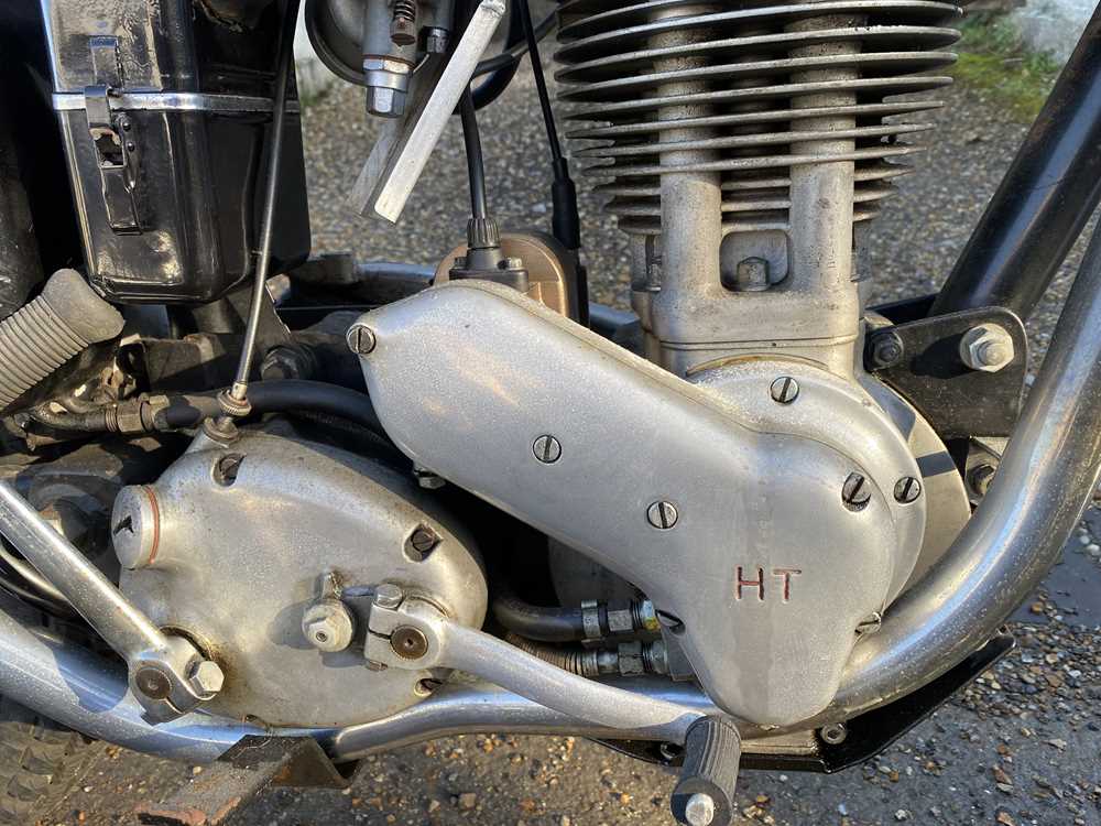 Lot 313 - 1957 Ariel HT5