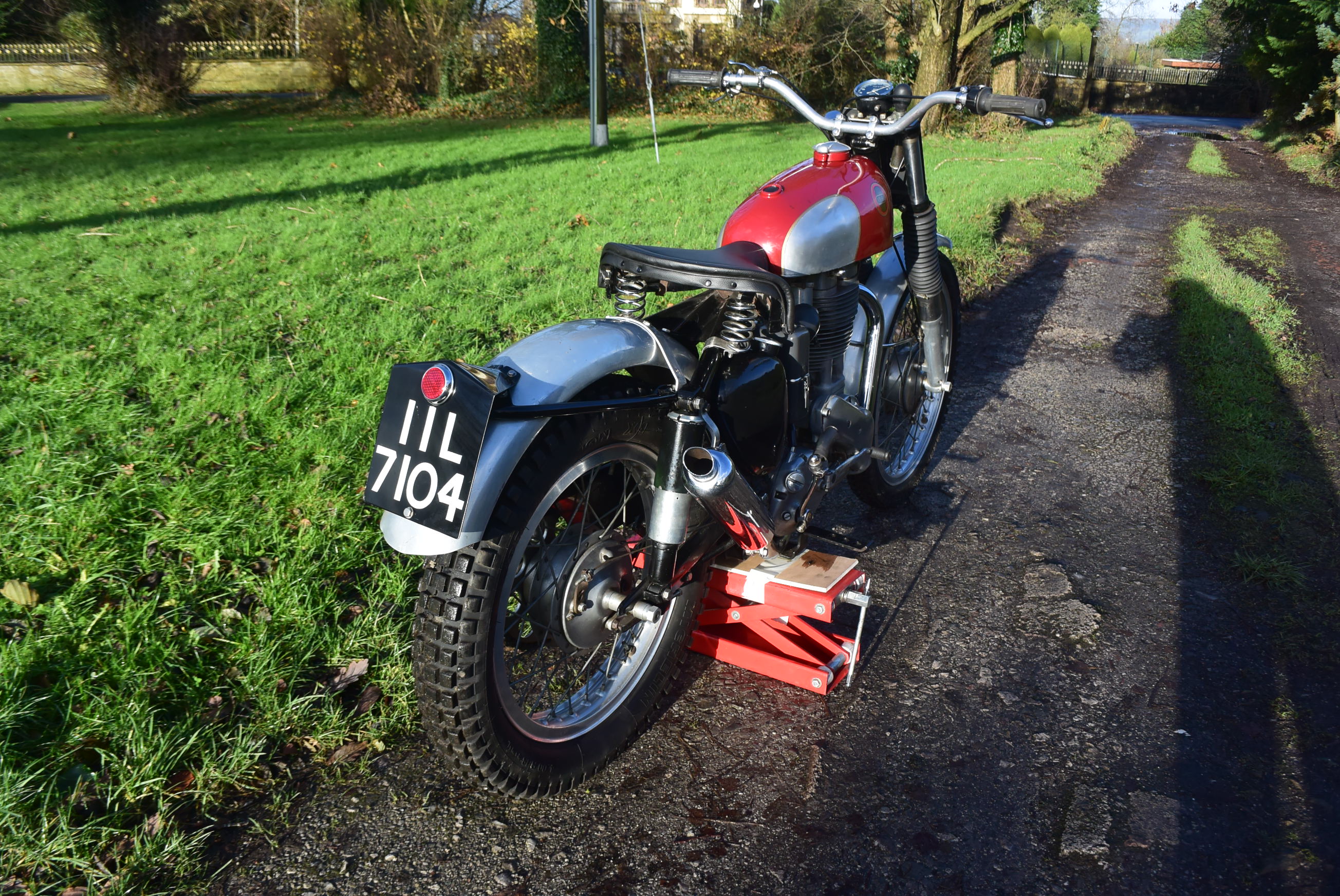Lot 276 - 1958 Ariel HT5 Trials