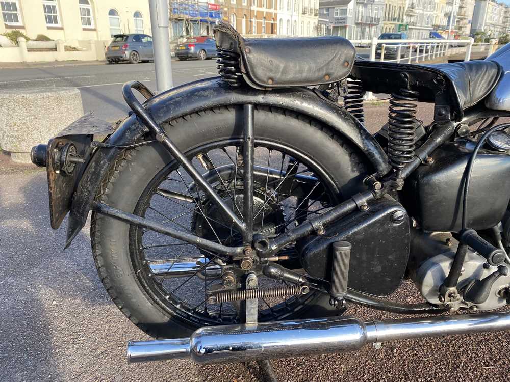 Lot 323 - 1947 Ariel VG 500
