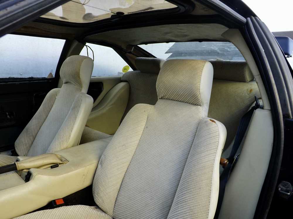 Lot 8 - 1982 Lotus Eclat Excel