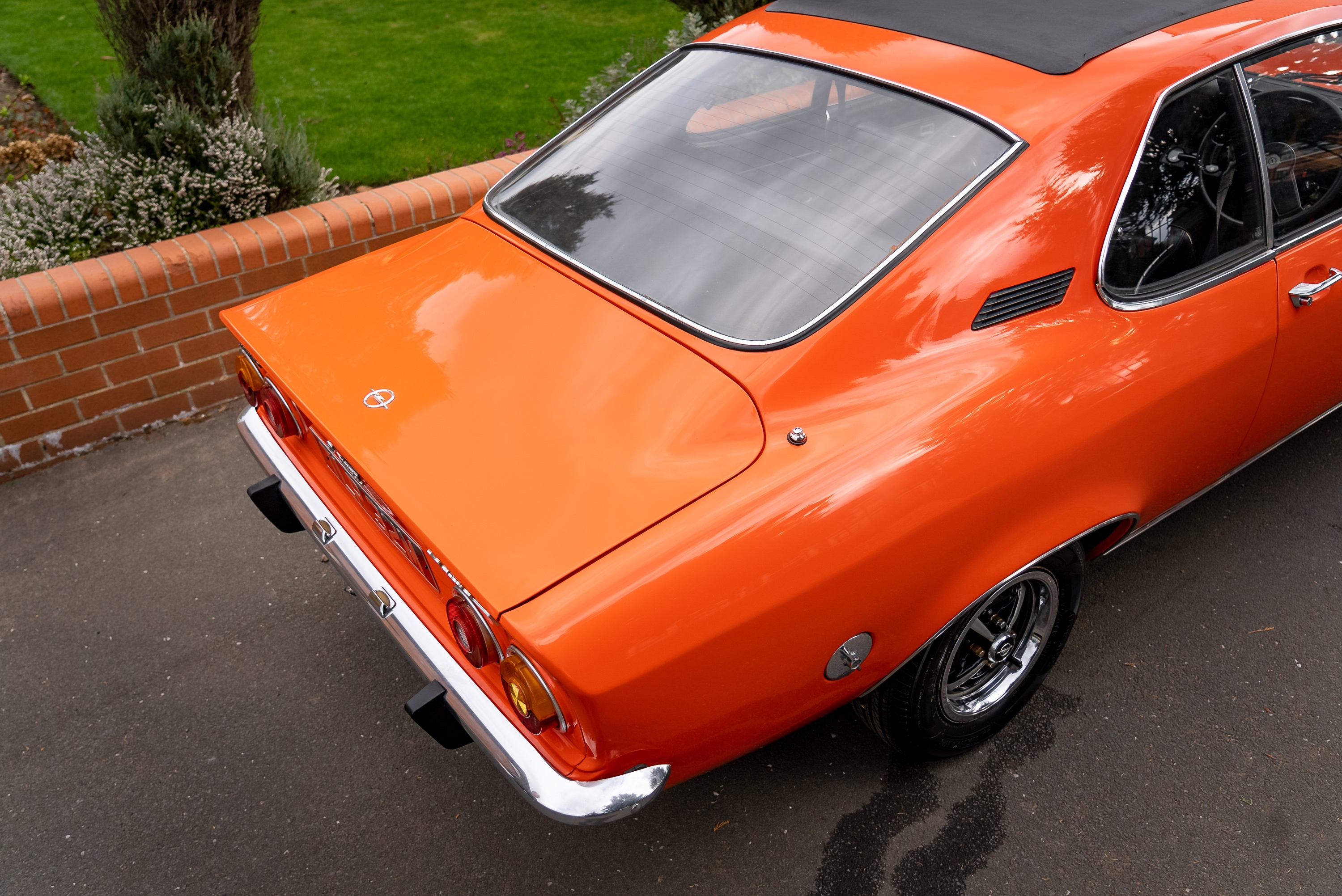 Lot 56 - 1973 Opel Manta A 1900