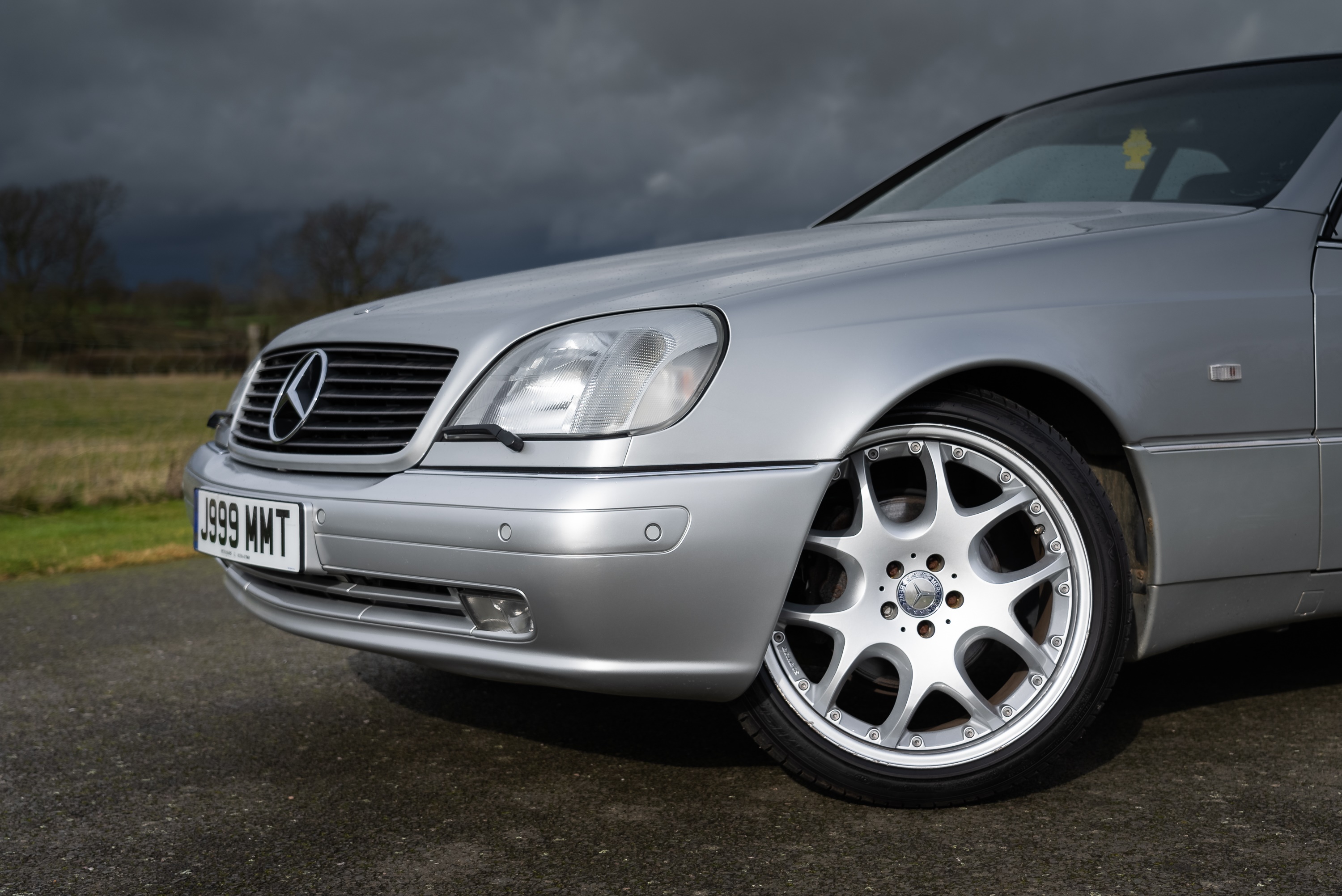 Lot 6 - 1998 Mercedes-Benz CL500