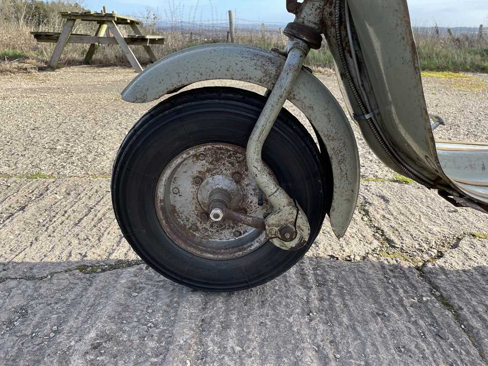 Lot 117 - 1953 Lambretta Model E
