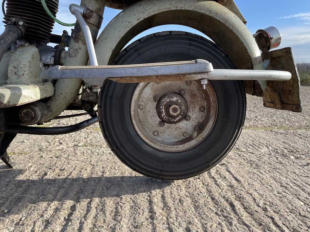 Lot 117 - 1953 Lambretta Model E