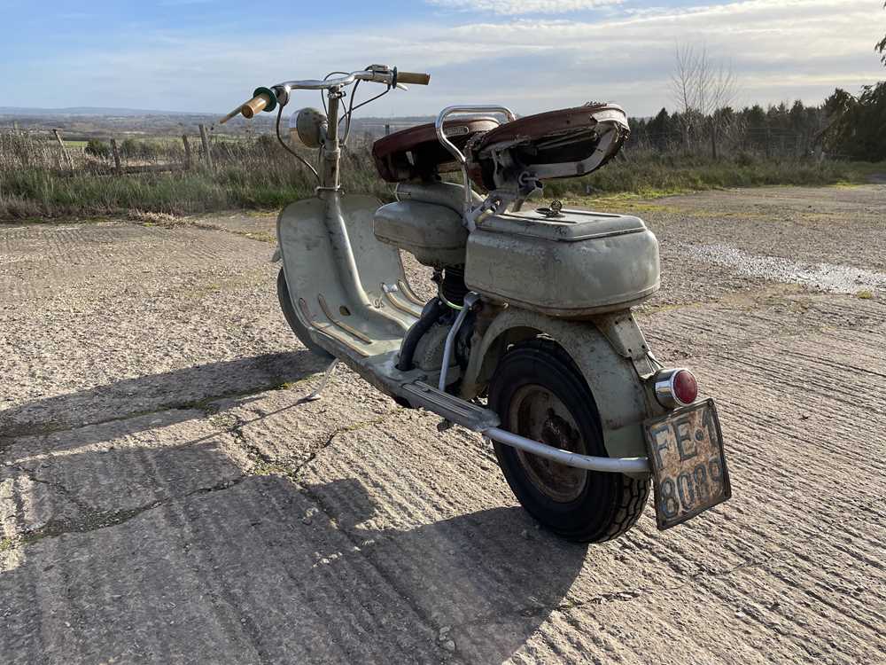 Lot 117 - 1953 Lambretta Model E