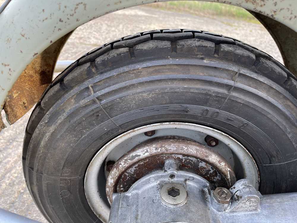 Lot 117 - 1953 Lambretta Model E