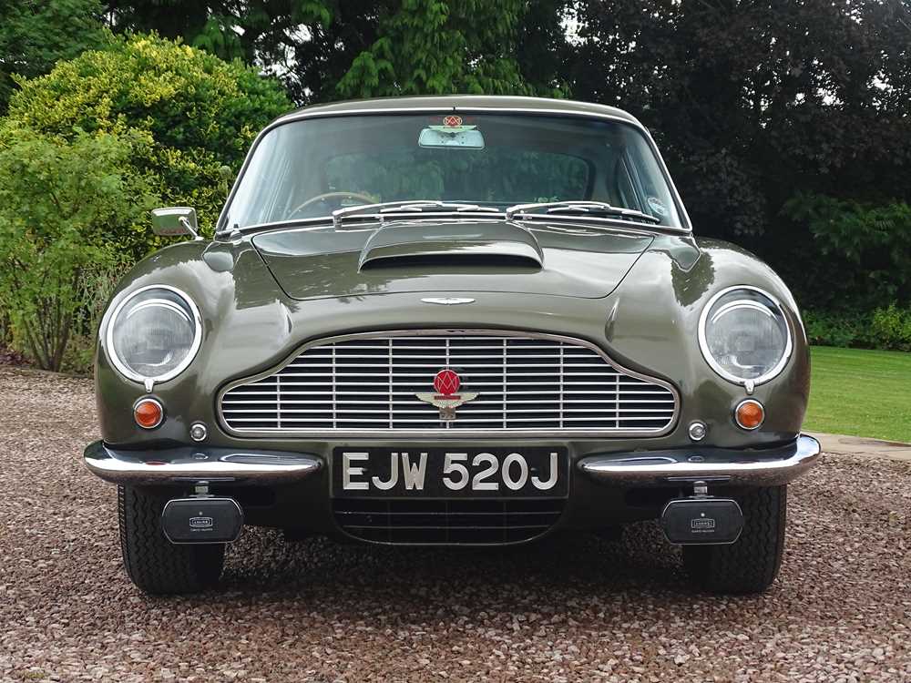 Lot 76 - 1971 Aston Martin DB6 Mk2