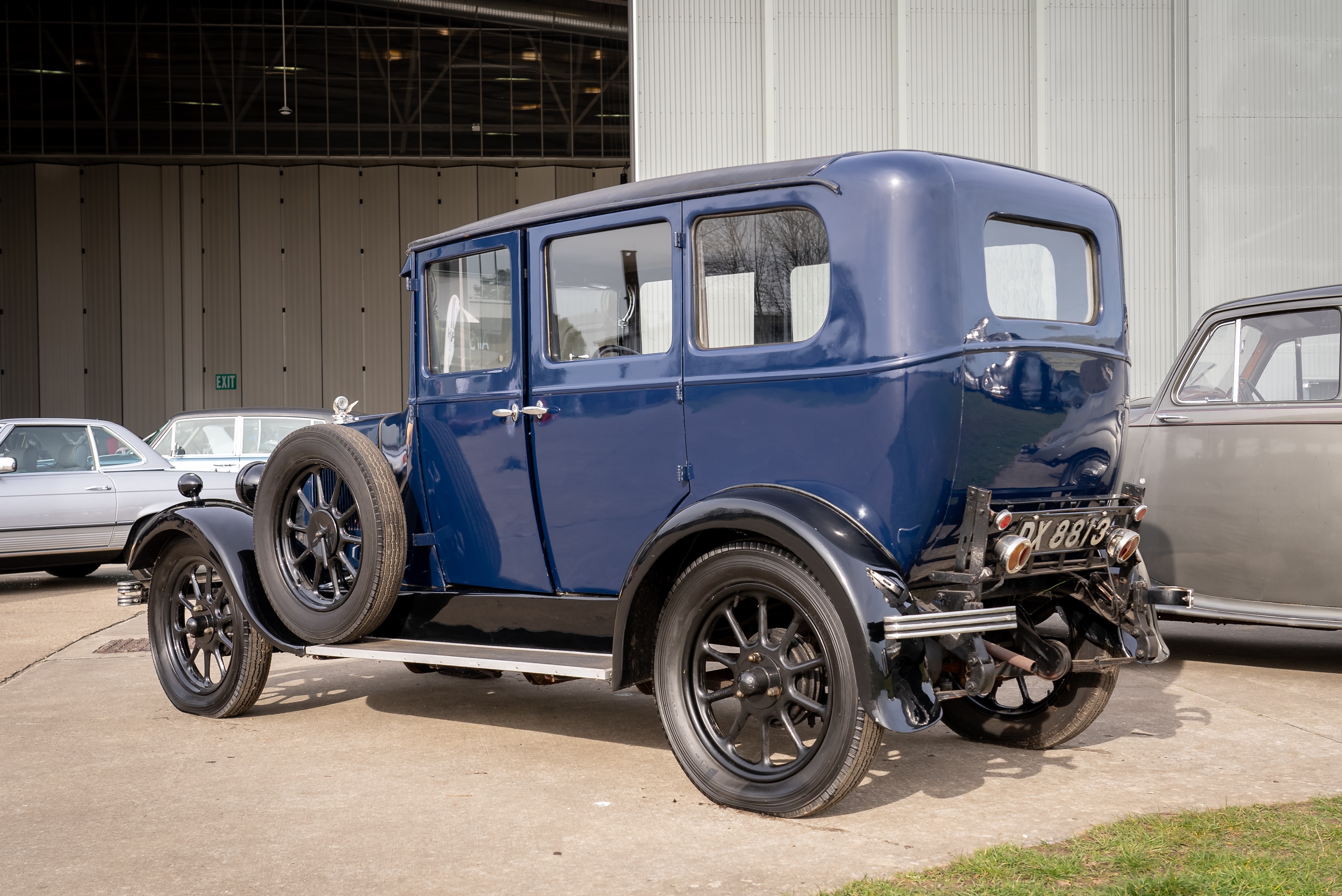 Lot 15 - 1930 Morris Cowley ‘Flatnose’ Saloon