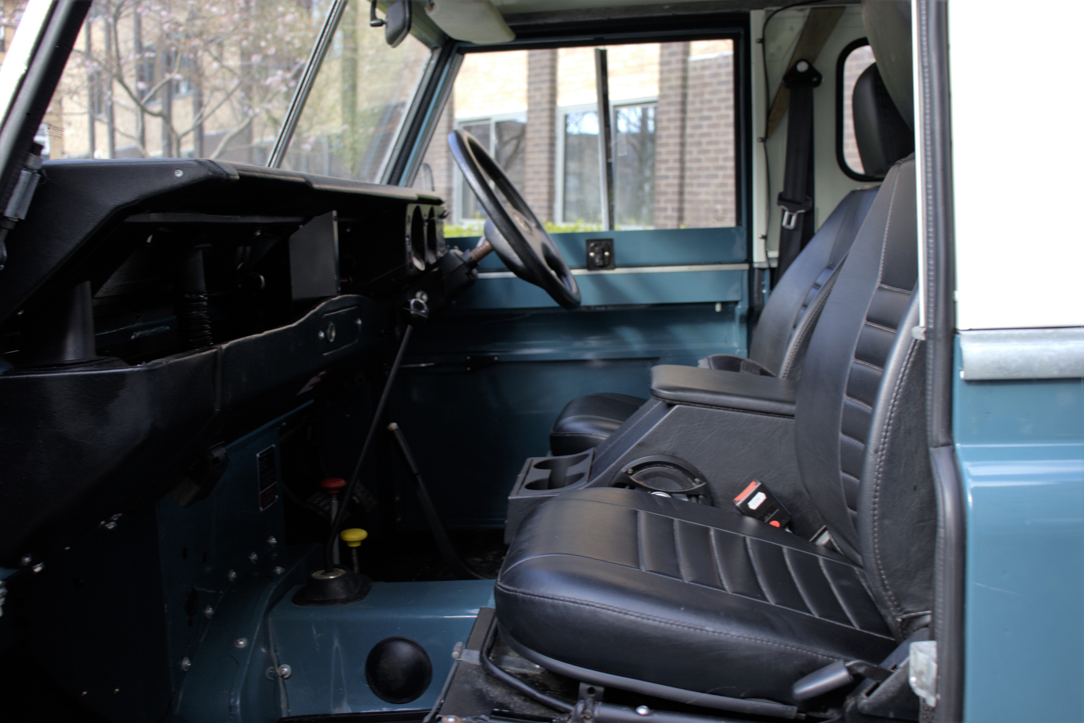 Lot 99 - 1983 Land Rover Series III 109