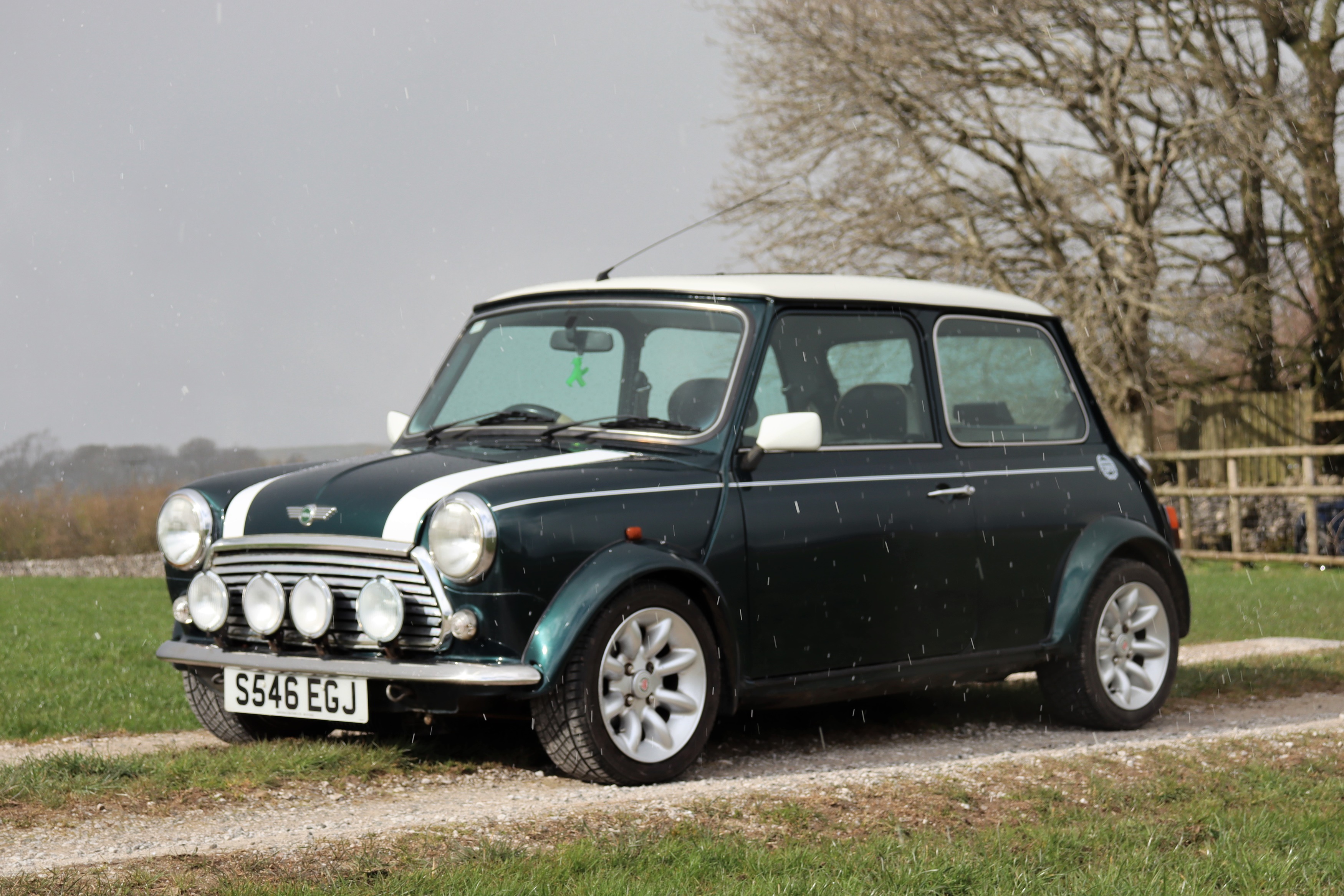 Lot 42 - 1998 Rover Mini Cooper Sport LE