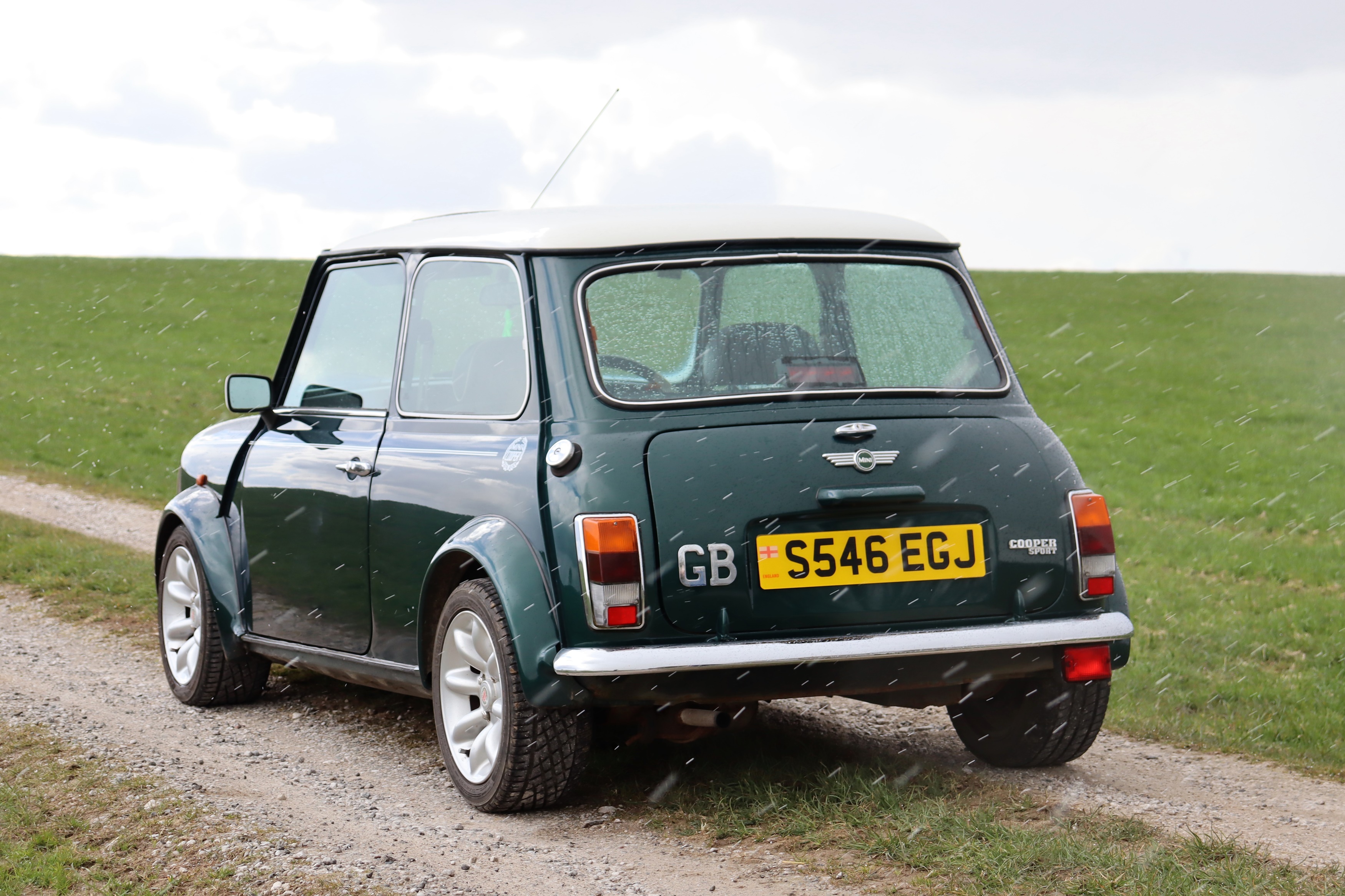 Lot 42 - 1998 Rover Mini Cooper Sport LE