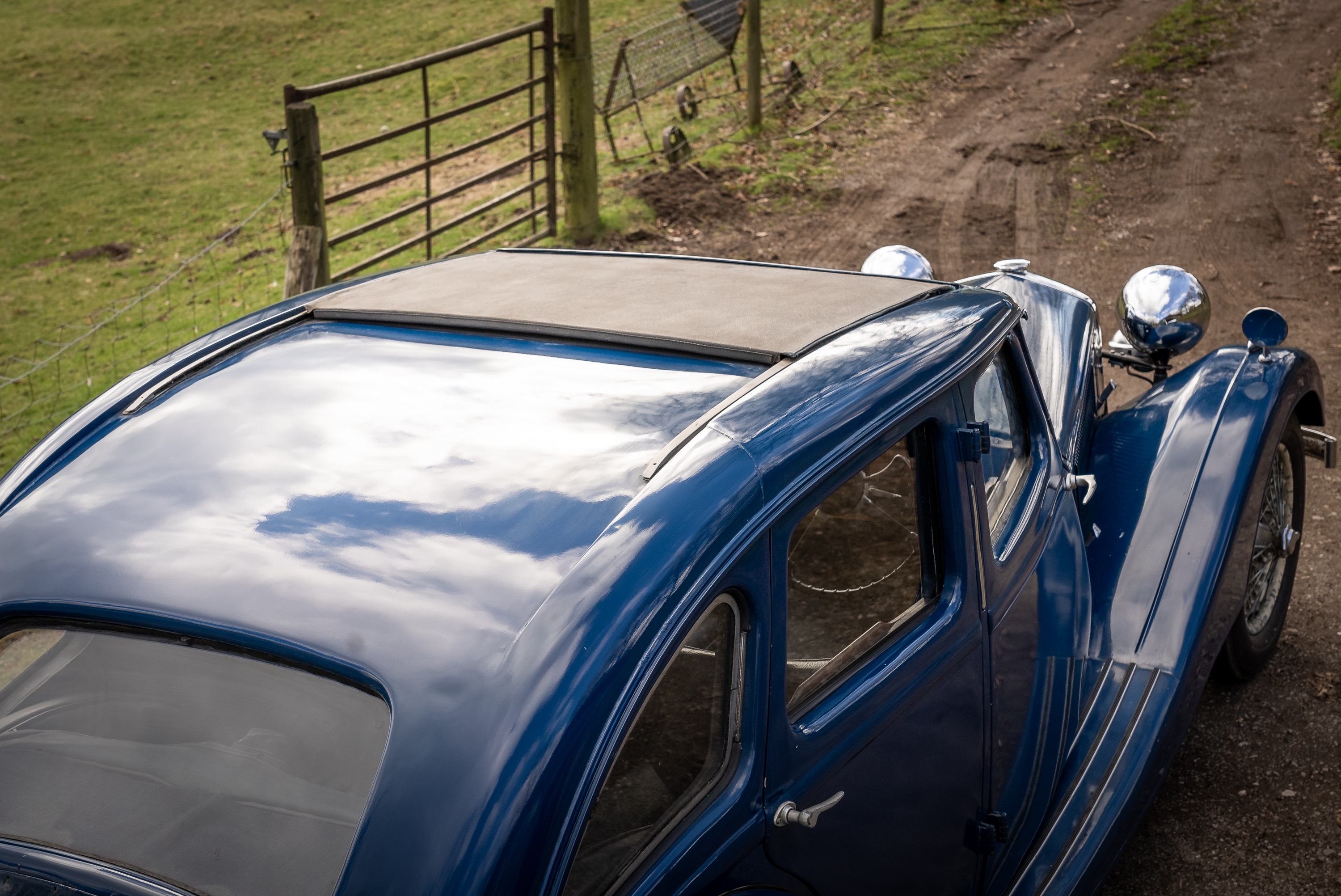 Lot 5 - 1936 Riley 15/6 Kestrel Saloon