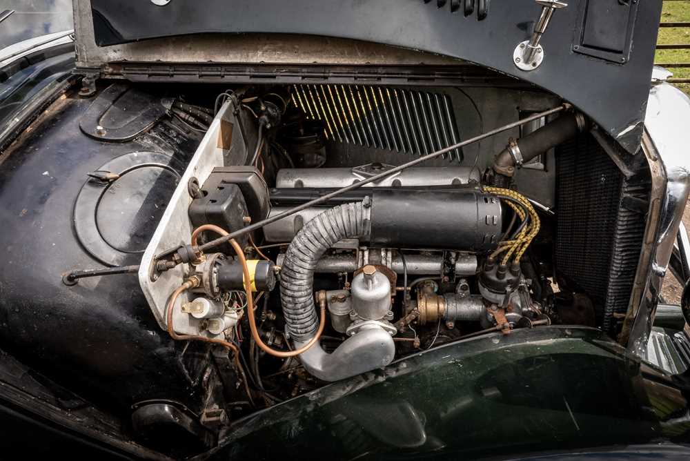 Lot 65 - 1936 Riley 15/6 Adelphi Saloon