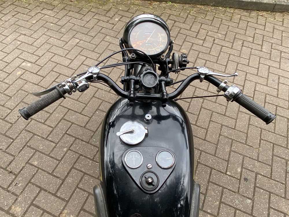 Lot 272 - 1934 Sunbeam Model 95L