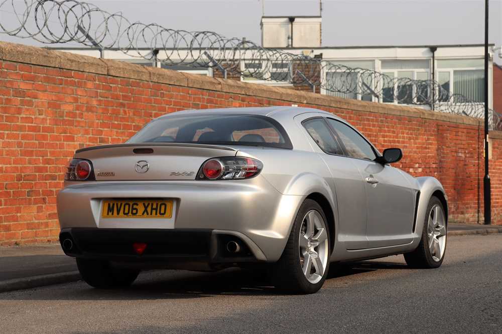 Lot 33 - 2006 Mazda RX-8